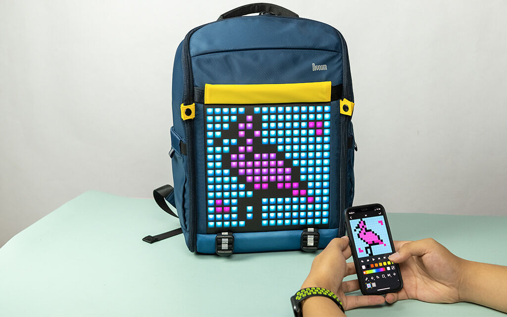 Buy Wholesale China Divoom Backpack-s With 13 Inch Programmable Pixel ...
