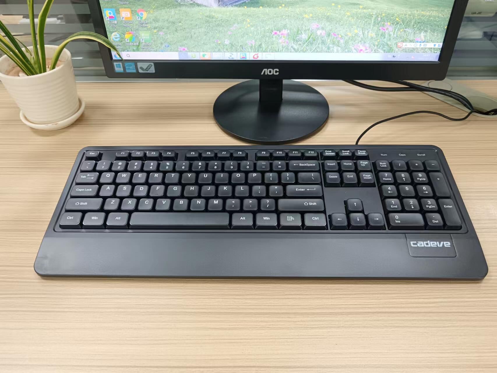 Usb Wired Keyboard, Ergonomic Wired Computer Keyboard With 104 Keys And ...