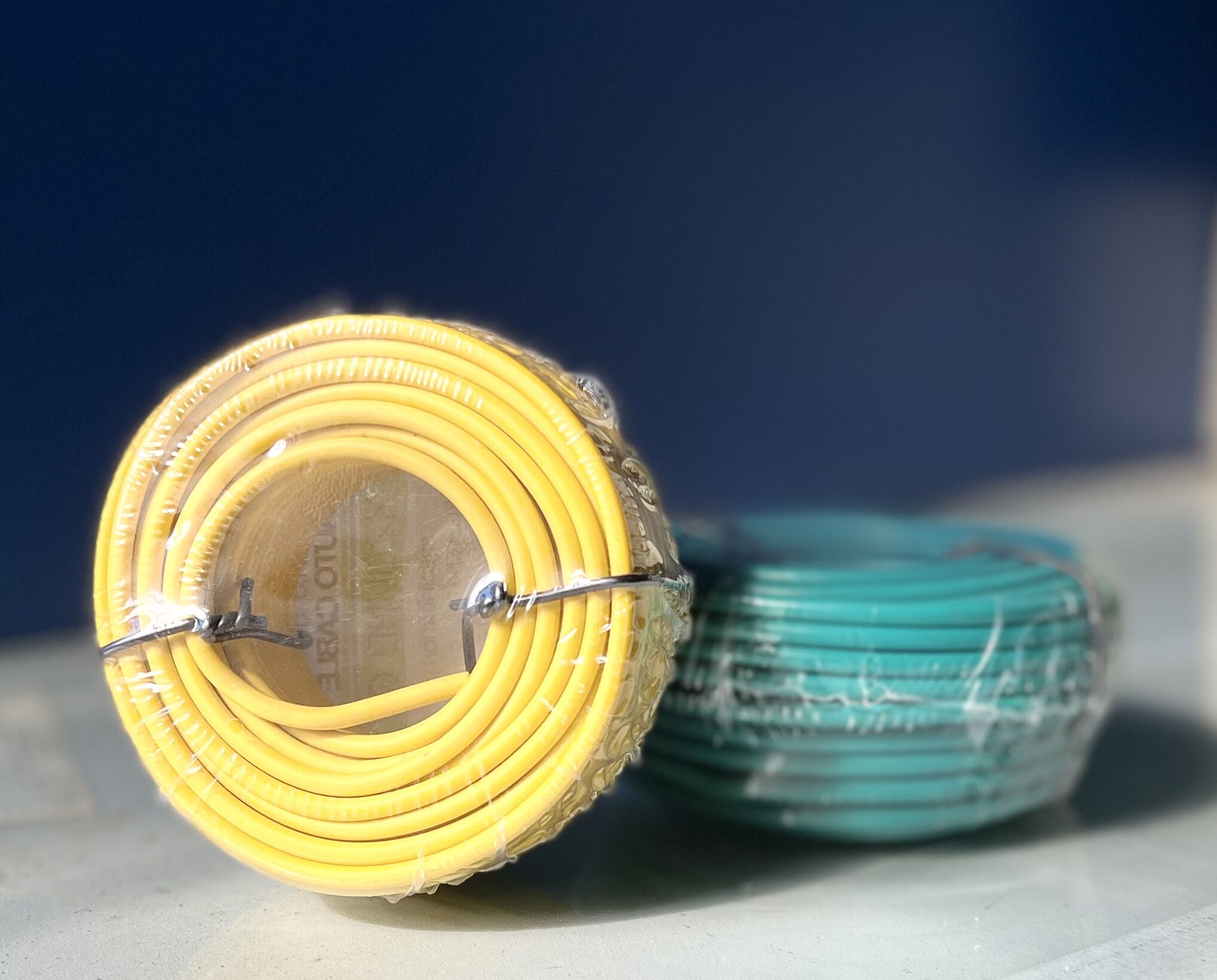 Compre El Cable Auto Del Pvc, Wrie ,pvc Aisló El Cable De Cobre, 125 ...