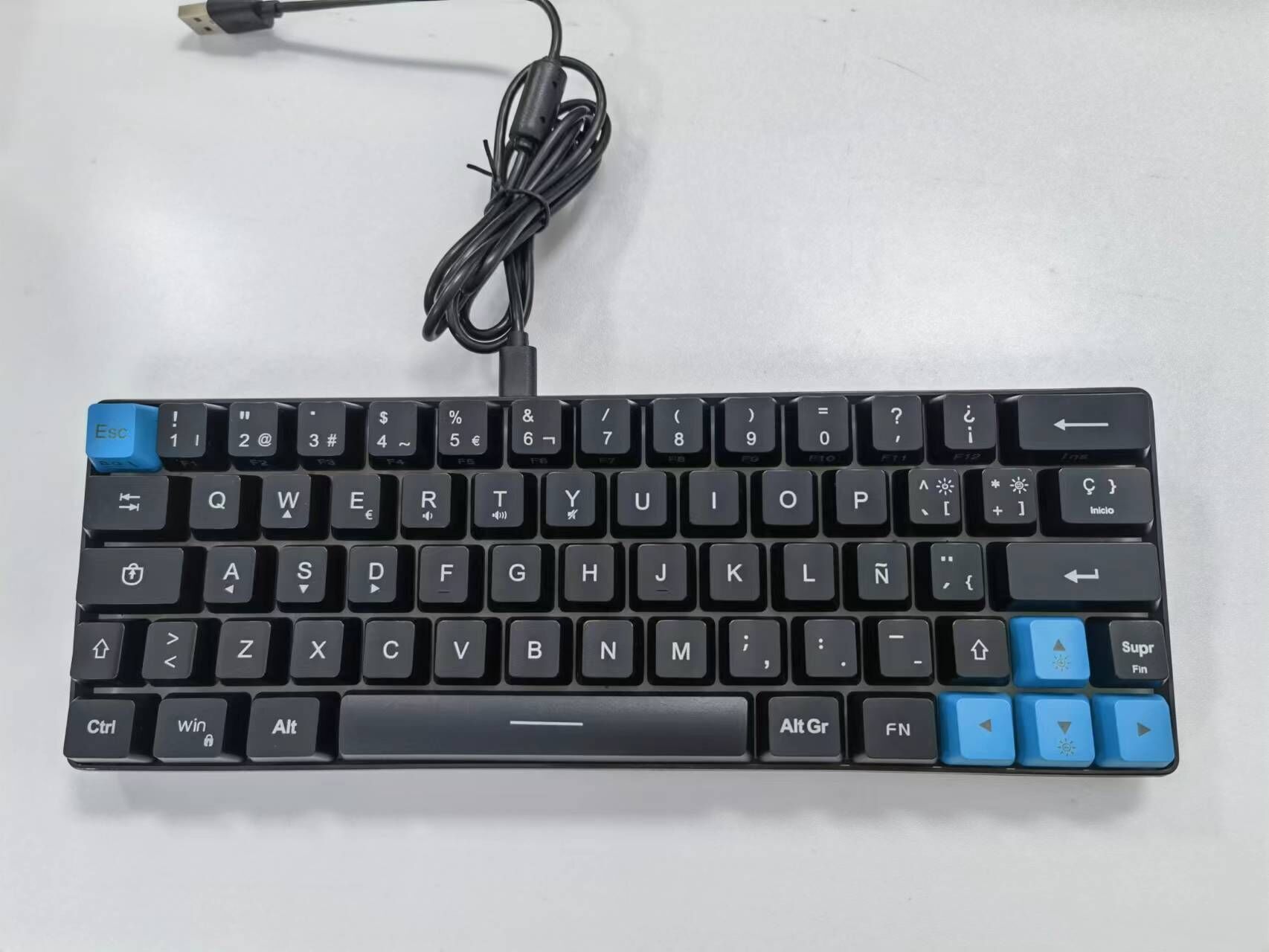Buy Wholesale China Fast Delivery Rgb Gaming Keyboard With Letter And ...