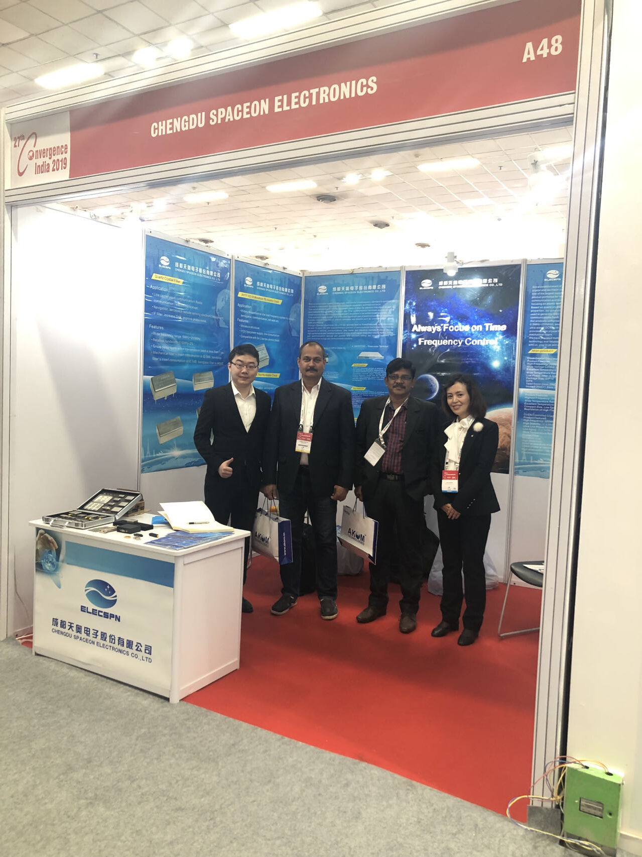 Xhtf1040a Cpt Anti-vibration Atomic Clock - China Wholesale Electronic ...