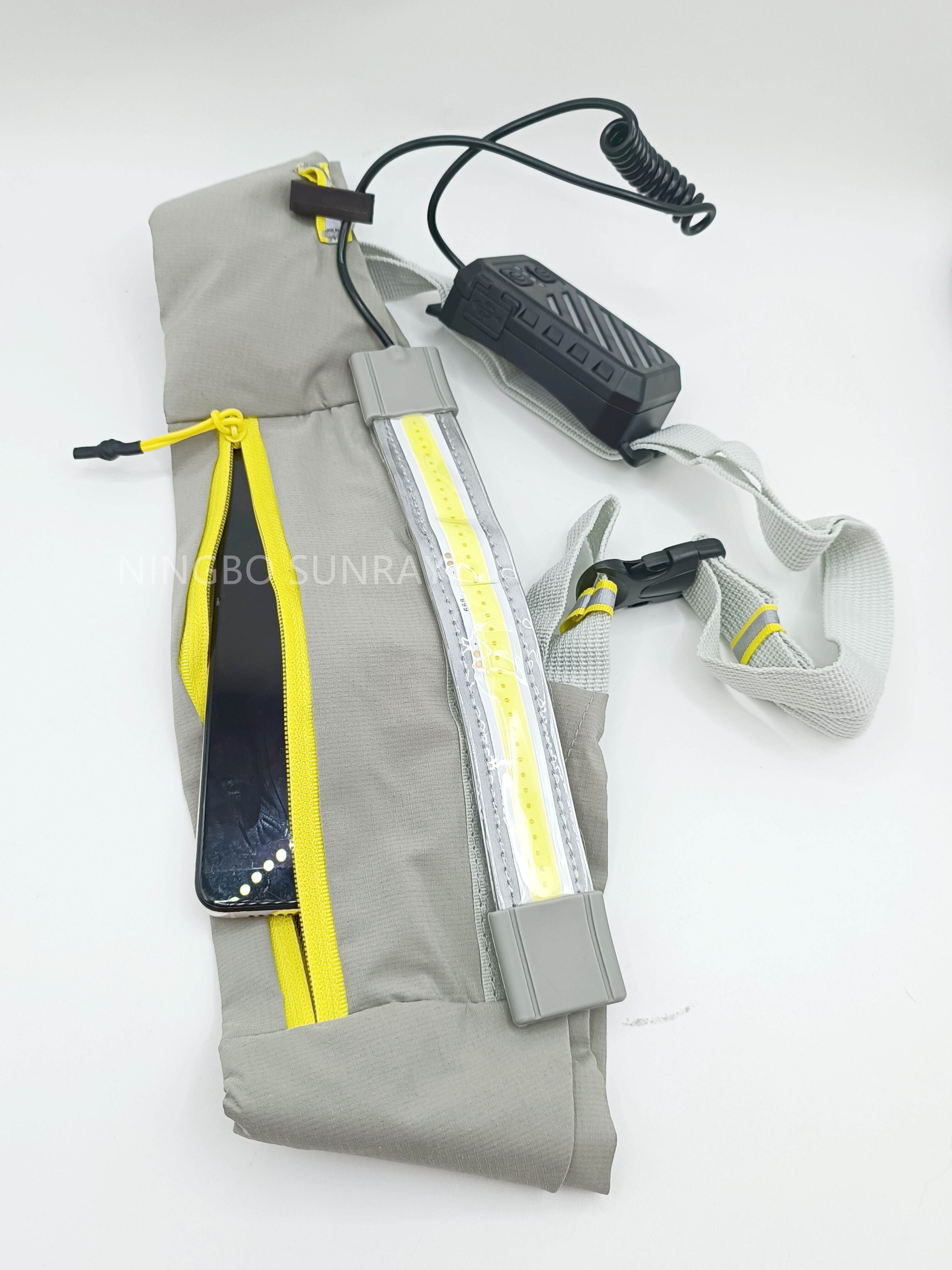 Wholesale Free Belt Waist Bag Running Light For Running Hiking Travel ...