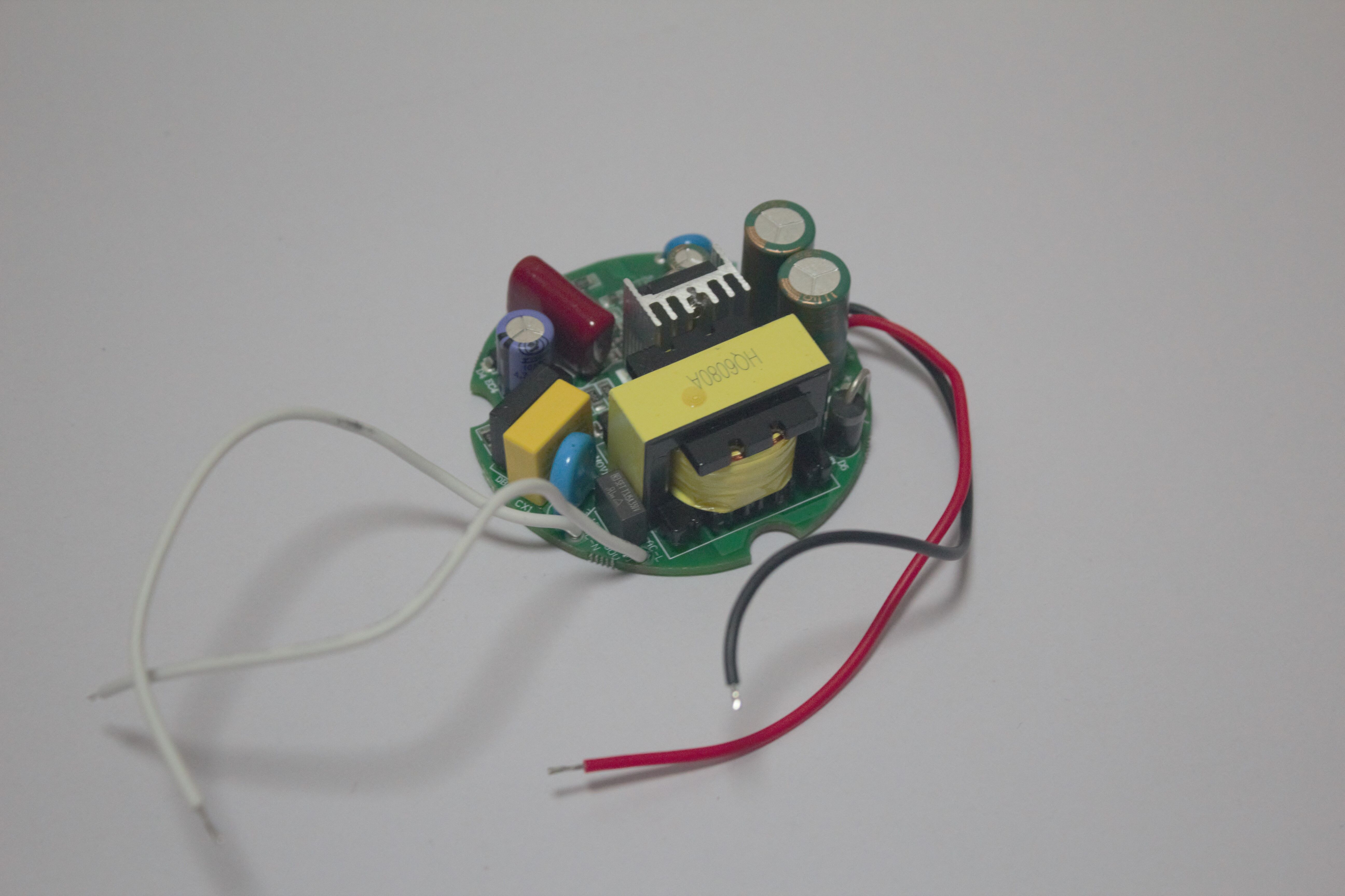 Buy Wholesale China C.c Constant Current 7-48w Pcb Mount Round Driver ...