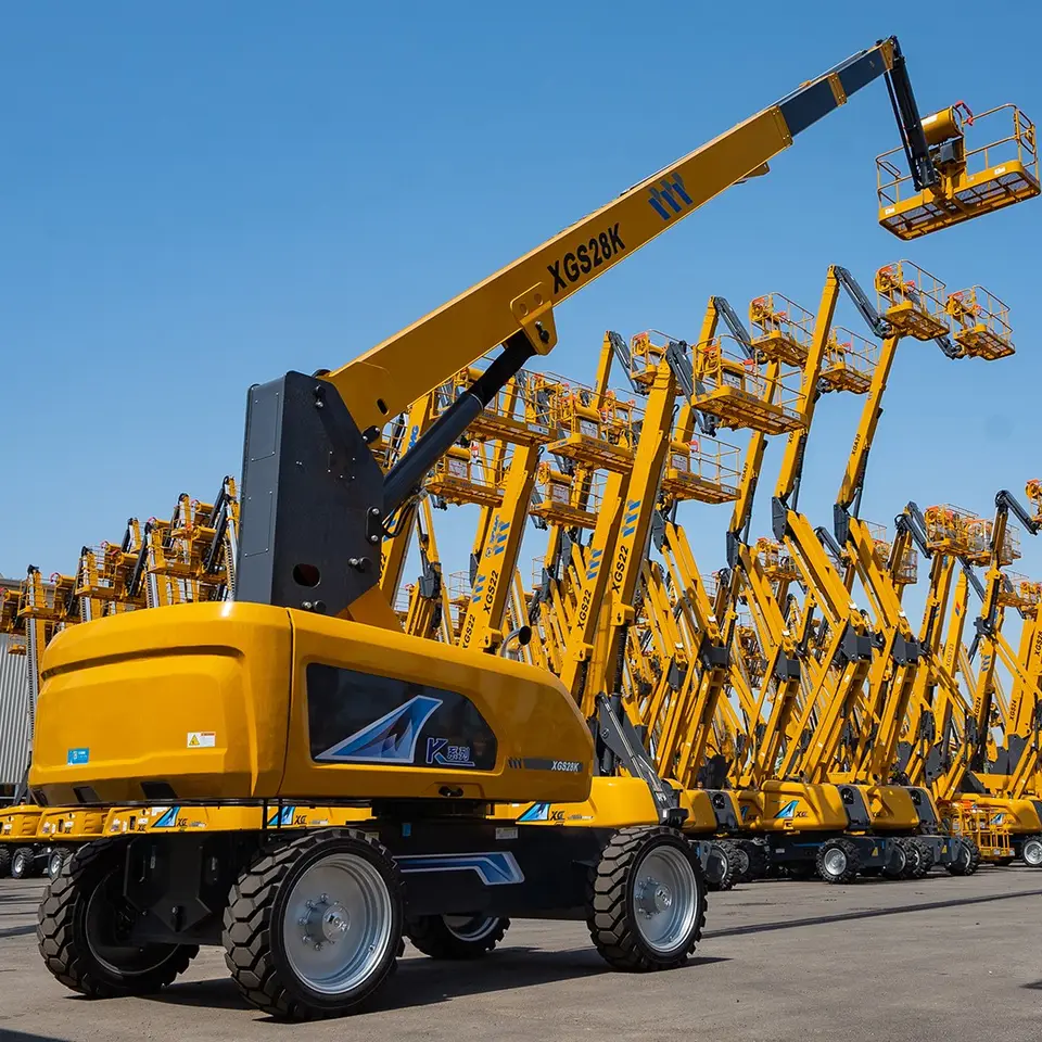 Buy China Wholesale Telescopic Boom Lift 28m Xgs28k Mobile Aerial ...