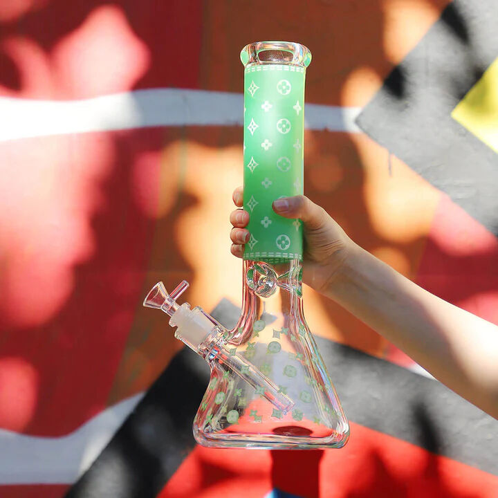 Lv Theme Smoking Water Pipe Glass Bong Beaker - China Wholesale Glass ...