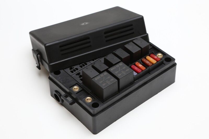 Buy Wholesale China Universal 13 Slots Relay Box For Cars Boats Trucks ...