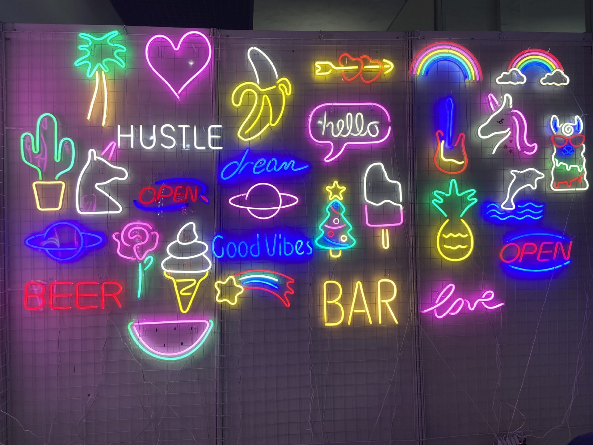 Wholesale Led Neon Modeling Lights-variety Of Shapes - Customizable Led ...