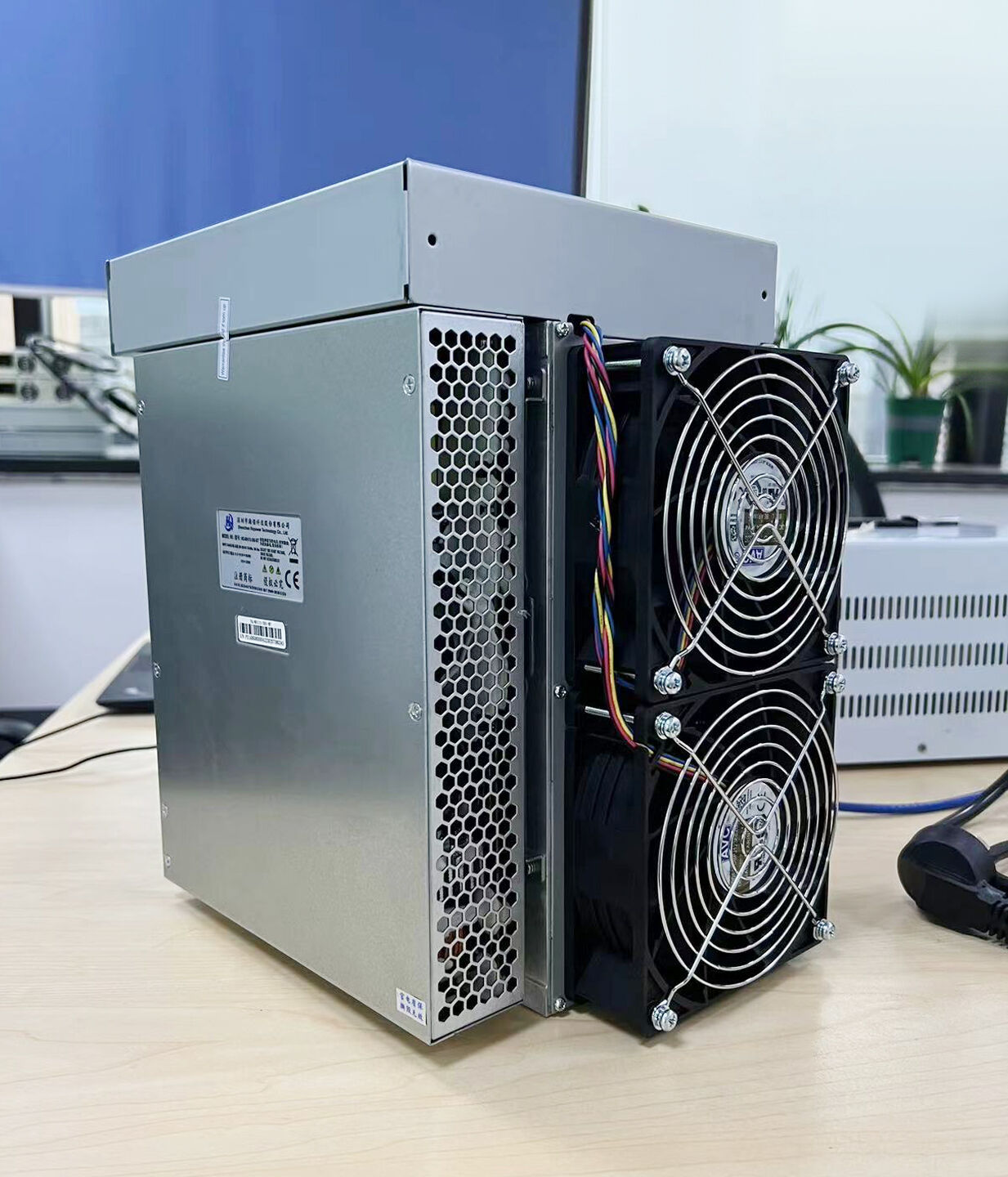 Crypto Currency Mining Ibelink Bm S3+ (25th/s) 3400w Crypto Asic Rig ...