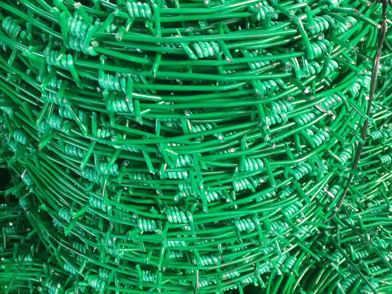 Barbed Wire Protective Fence Anti-theft Barbed Wire Farm Fencing, Thorn ...