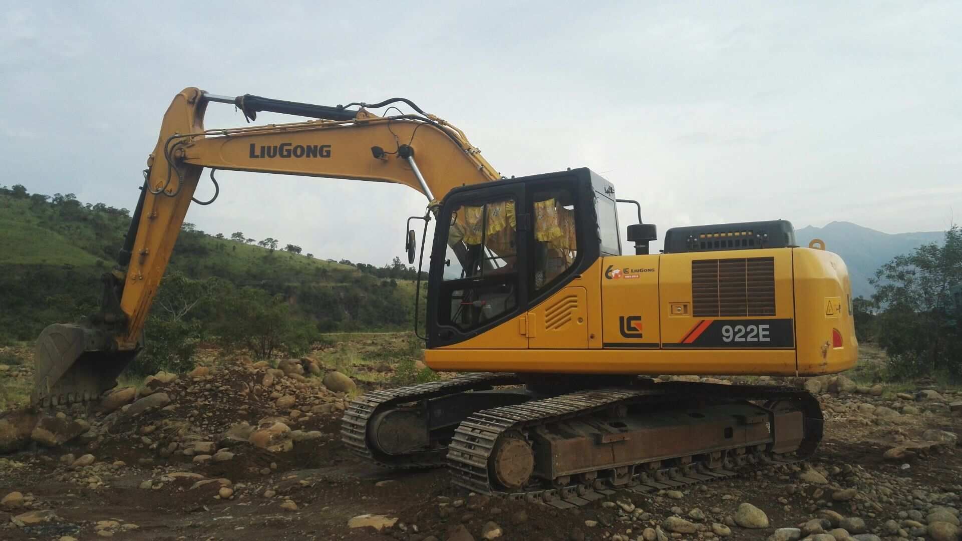 Buy China Wholesale Liugong Clg922e 922e Crawler Excavator 22 Ton With Ac 1m3 Bucket & Crawler ...