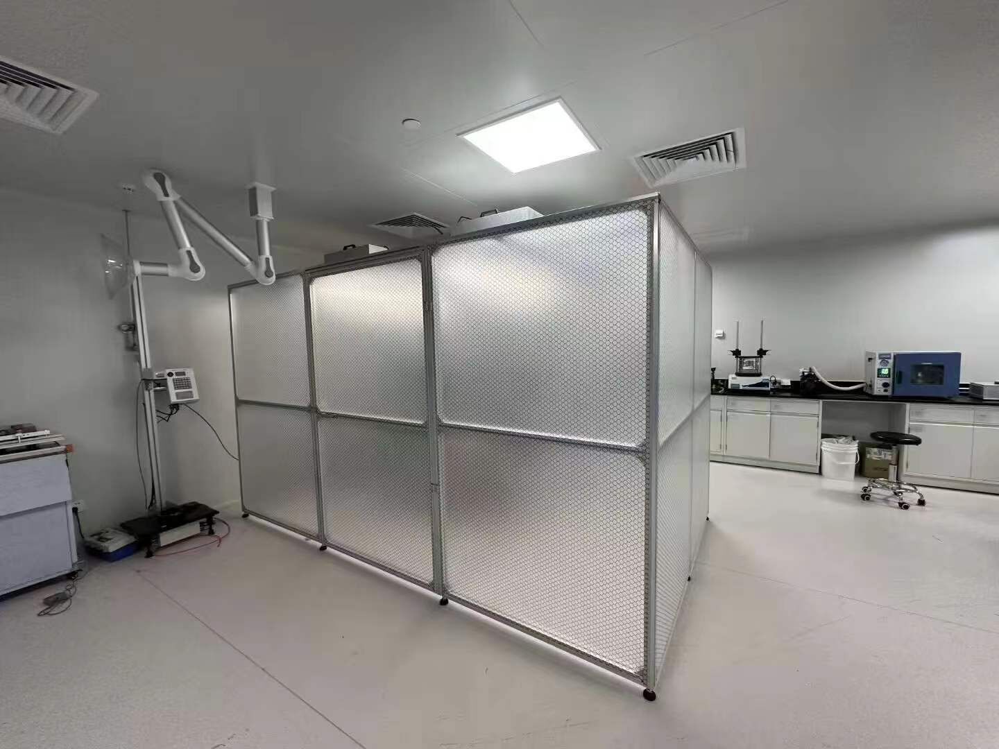 Prefabricated Modular Clean Room Class 100 Portable Clean Booth ...