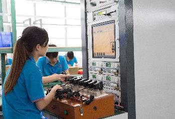 Ul Ce Approved 17 Volt 1.5a Power Adapter 17v 1.5 Amp Ac To Dc ...