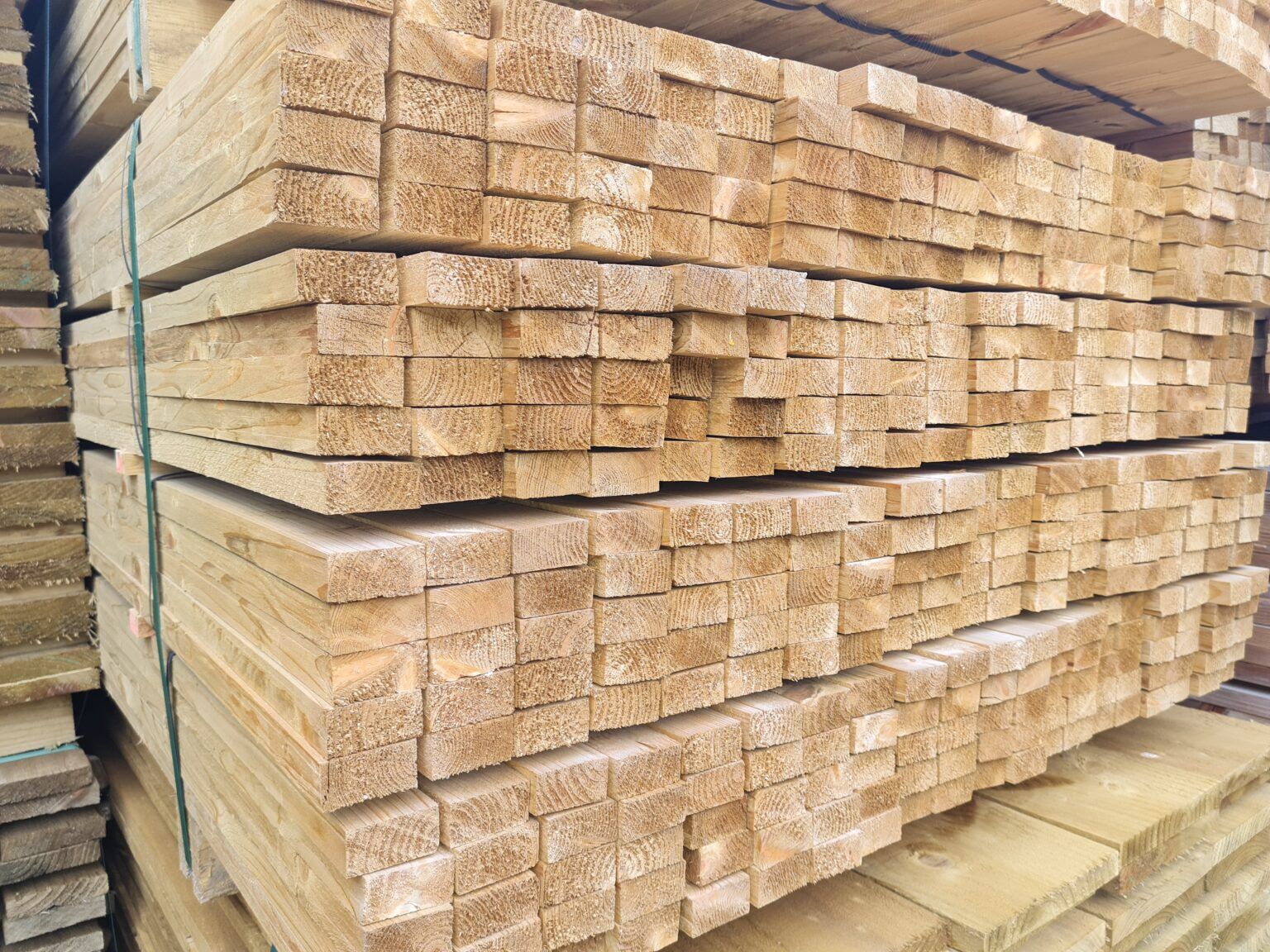 Planks Sawn Wood Timber Pine Spruce Planed Lumber Kiln Dried Wooden ...