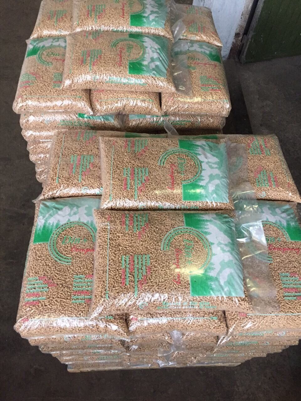 Factory Price Wood Pellets Din Plus / En Plus-a1 Wood Pellets 6mm / Pine Wood Pellets/ High ...