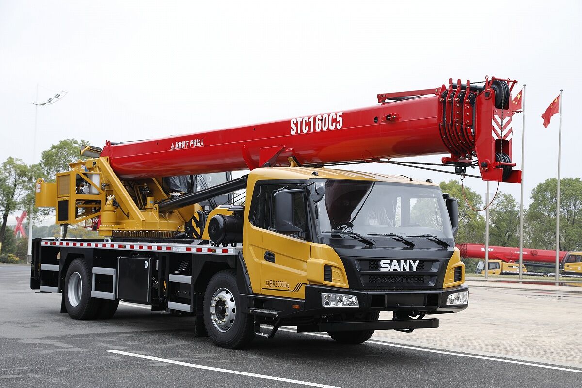 China Hot Selling Stc160c 16 Ton Lifting Capacity Telescoping Boom Truck Crane With Attachment ...