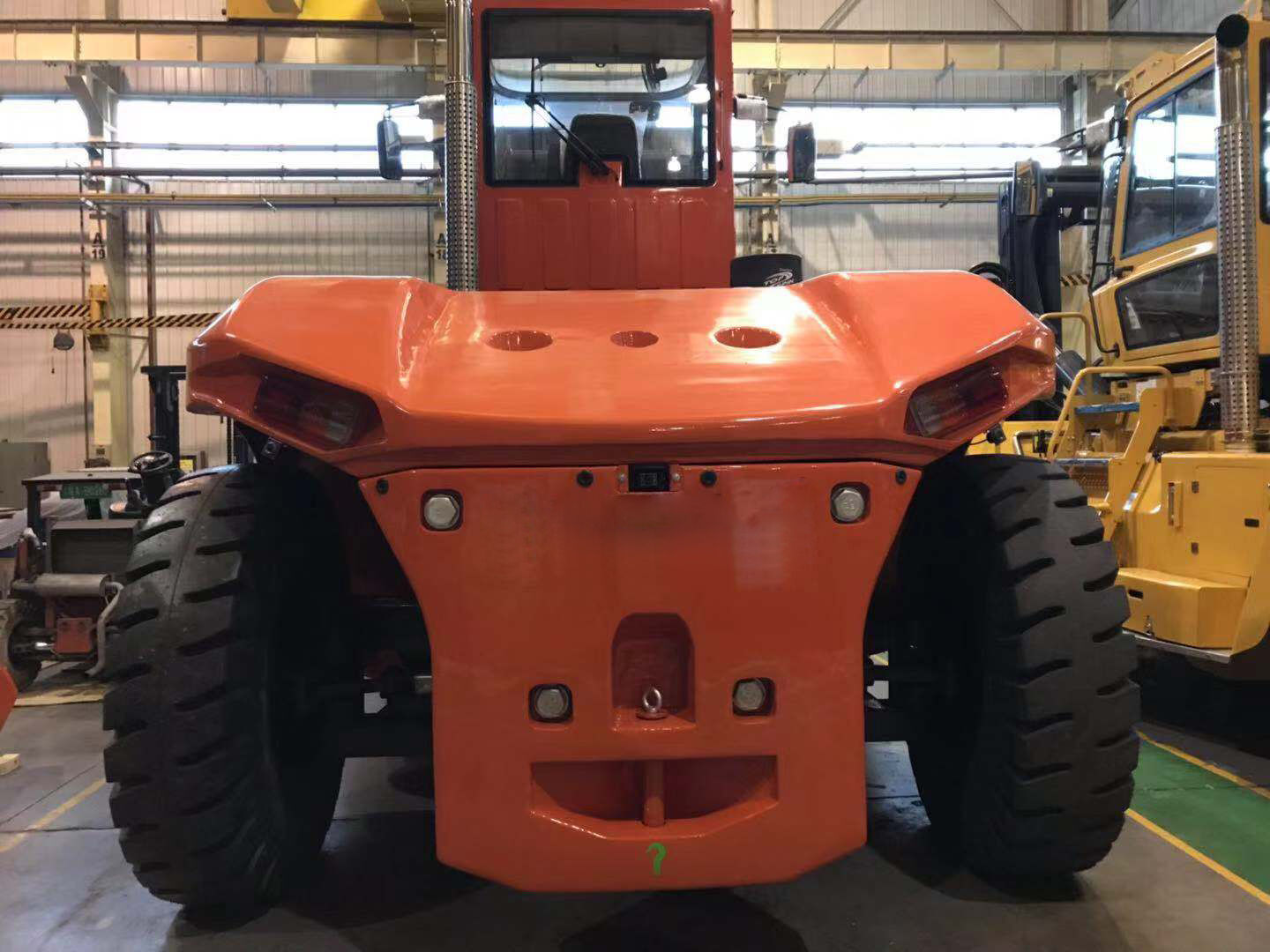 Forklift, Heli Hot Selling New 20 Ton Heavy Duty Diesel Forklift Cpcd200 Forklift Logistics ...