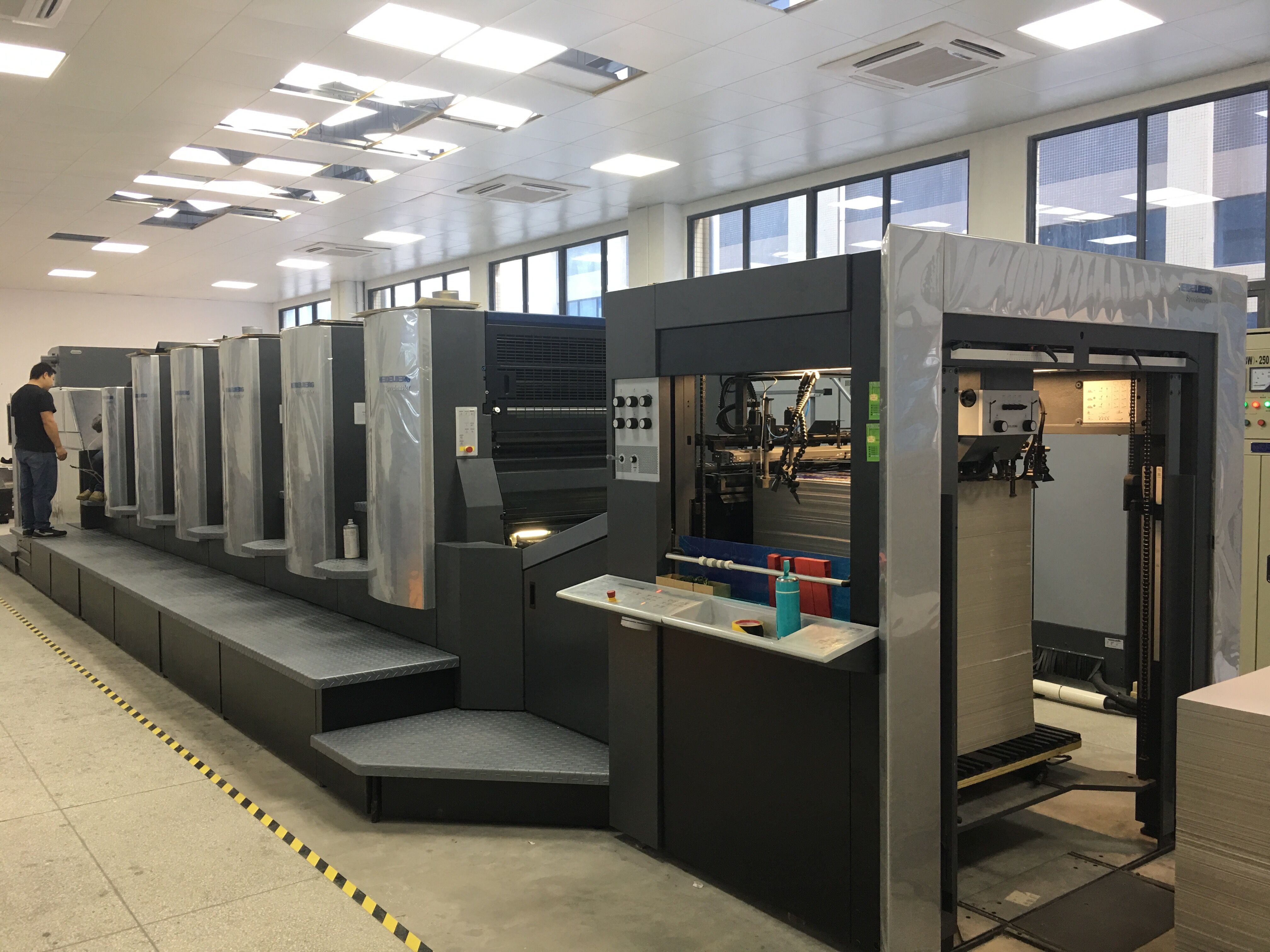 Customized Wiper Blade Plastic Gift Boxes Dull Polished Plastic Case ...