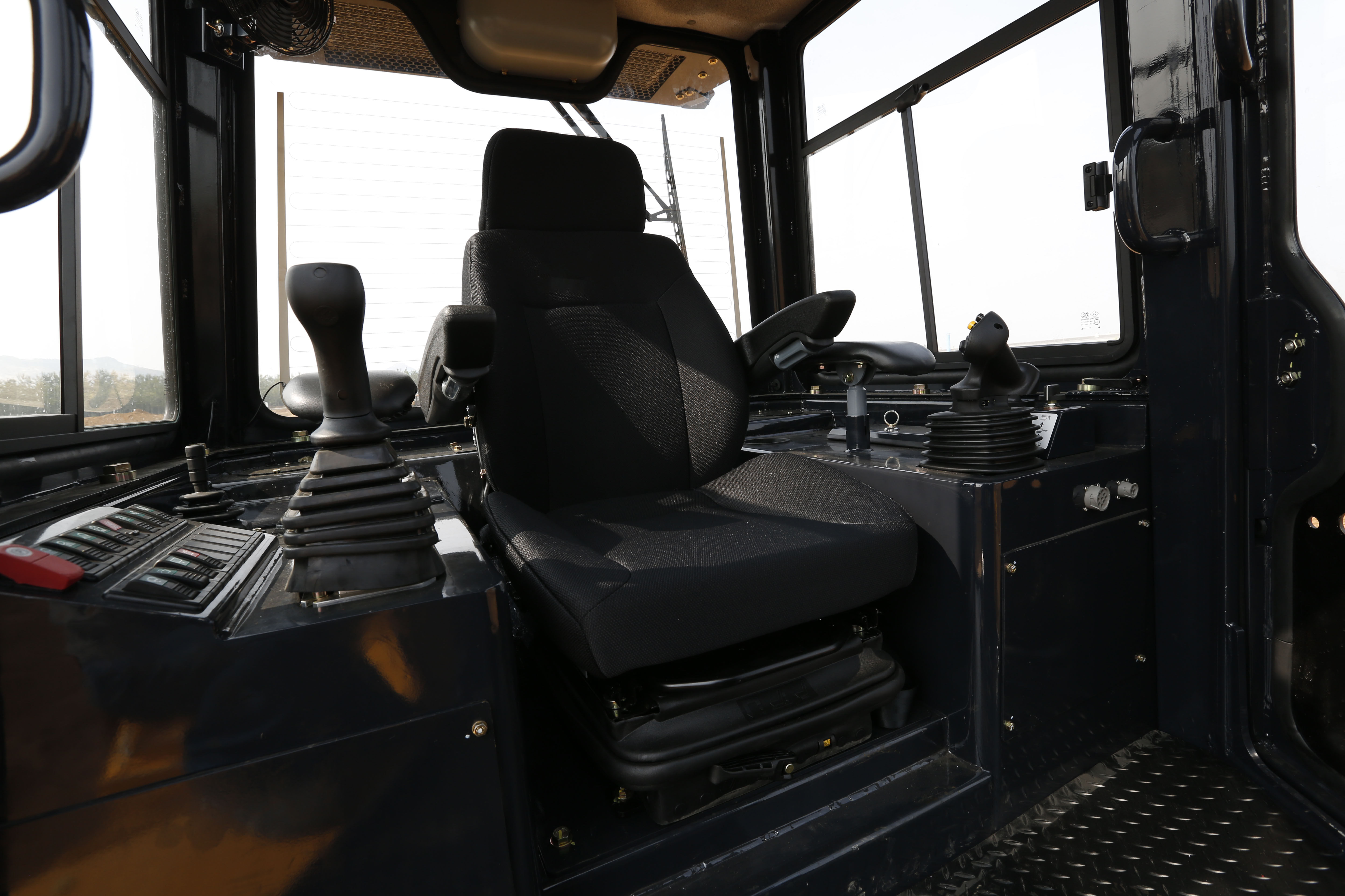 160 Hp Dozer Sem816d Crawler Bulldozer With Competitive Price In Russia ...