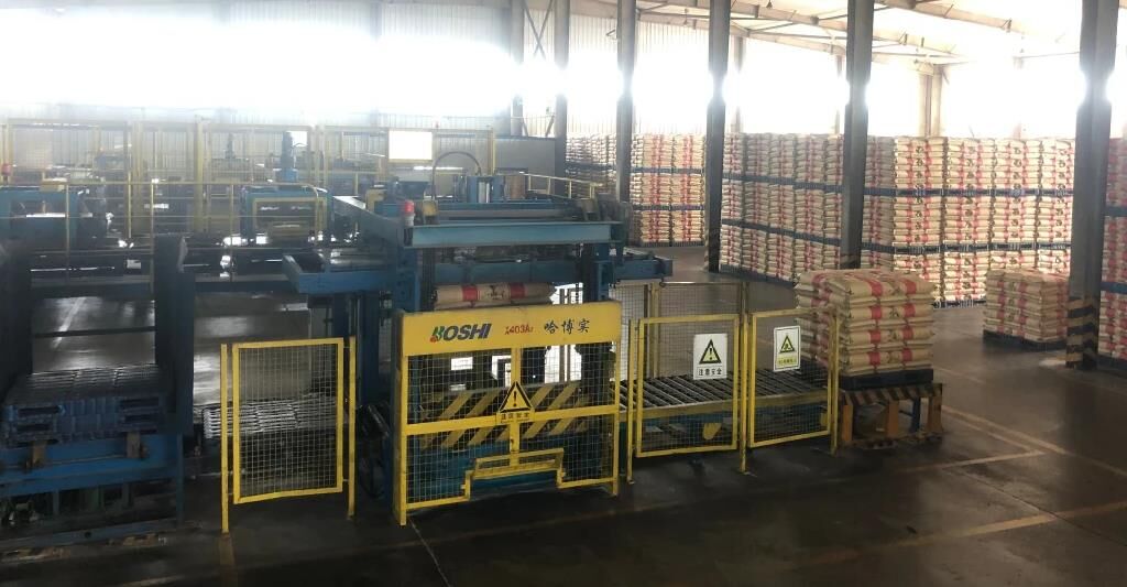 White Erdos Chemical China Polyvinyl Chloride Sg5 Pvc Resin K66-68 ...