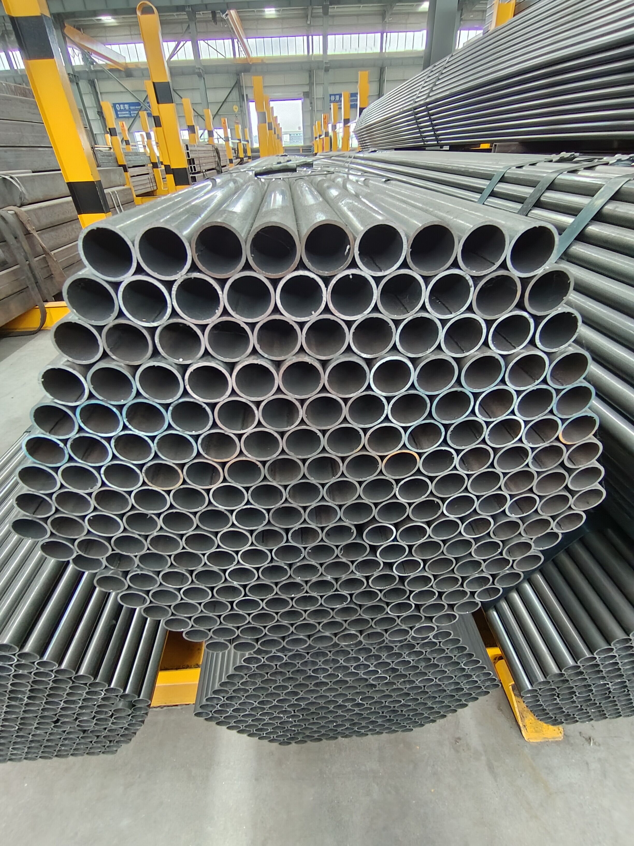 Qste700/600/500tm Welded Round Steel Pipe For Ship And Marine ...