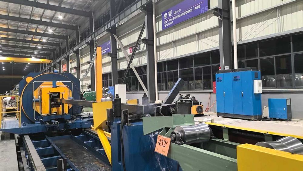 China High Quality Q235b Q345b Q550c/d/e Welded Round Steel Pipe For Ship And Marine Engineering ...