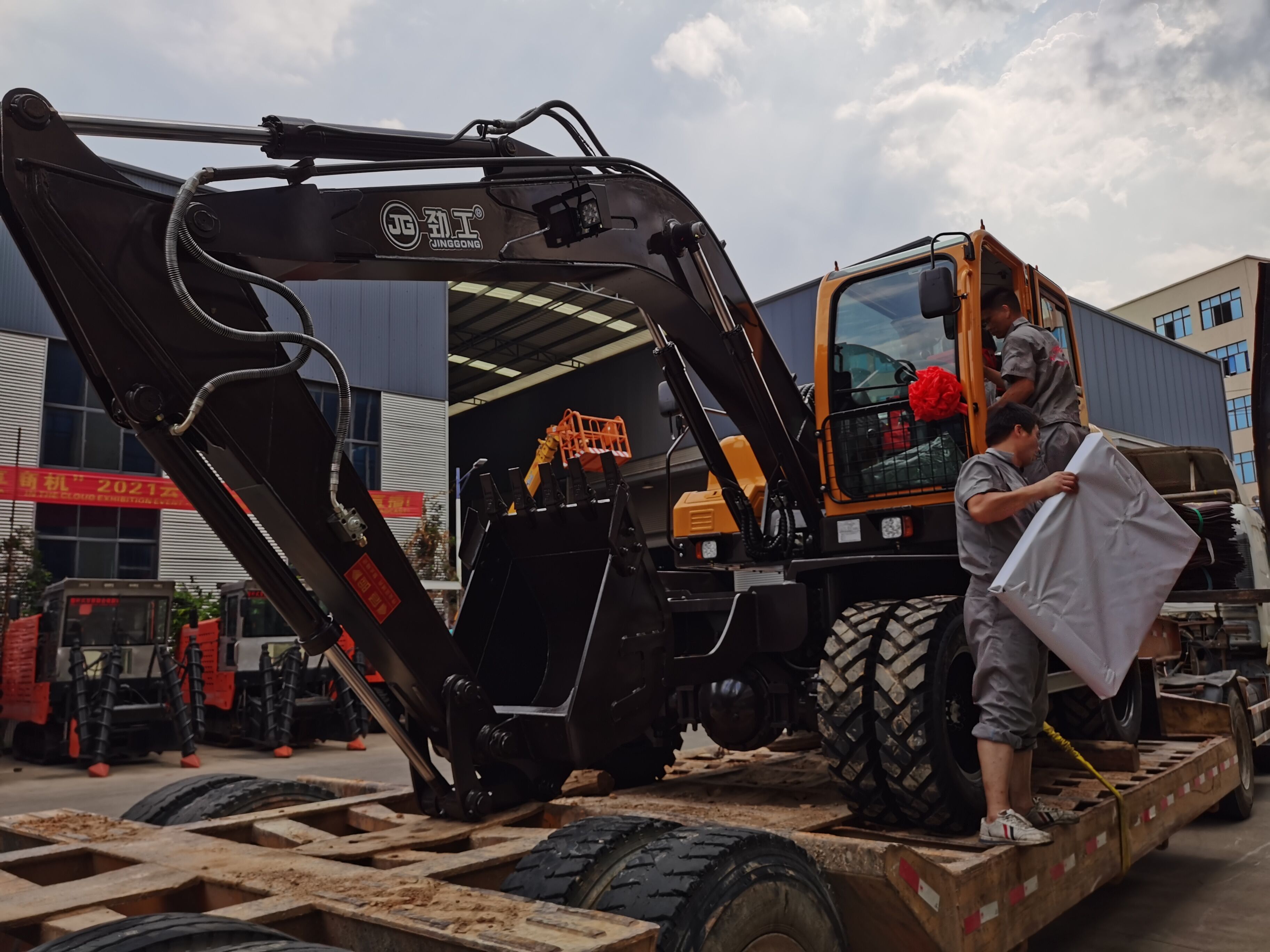 Excav Sale China Excavator Wheeled Excavator Hydraulic Digger ...