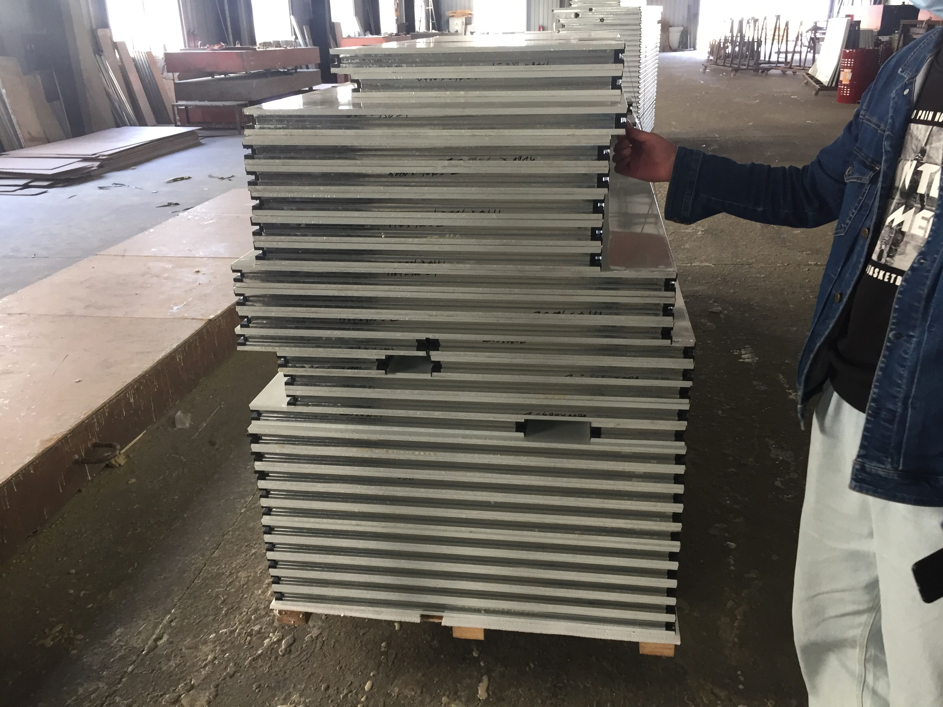 Customized Iso9001 Approved Dongan International Packaging Method ...