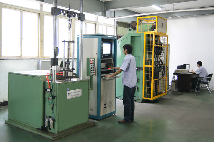 Chassis Suspension Rear Shock Absorber 90873217 For Chevrolet Sail 3 ...