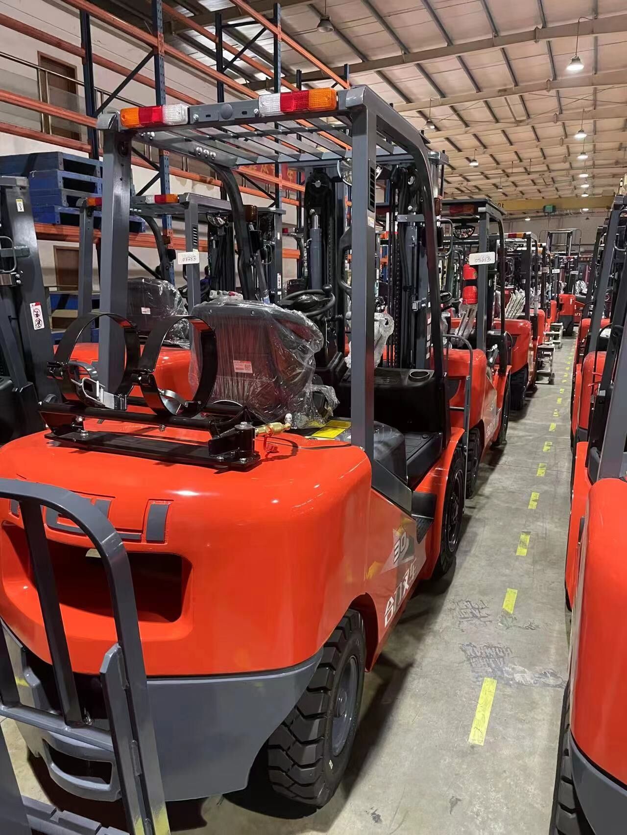 Heli Brand Lpg Forklift Cpyd30 Model 3meter Lifting Height 3t Heli Jac ...