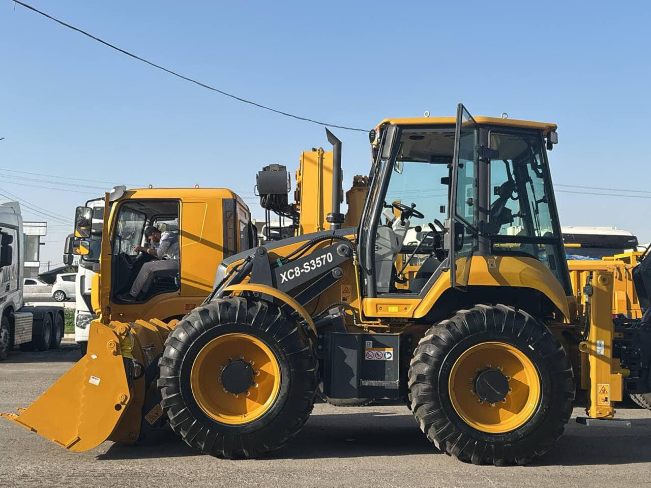 Xc8-s3570 Backhoe Loader With High Operating Efficiency In Russia - Buy ... Xc8-s3570 Backhoe Loader With High Operating Efficiency In Russia - Buy ...