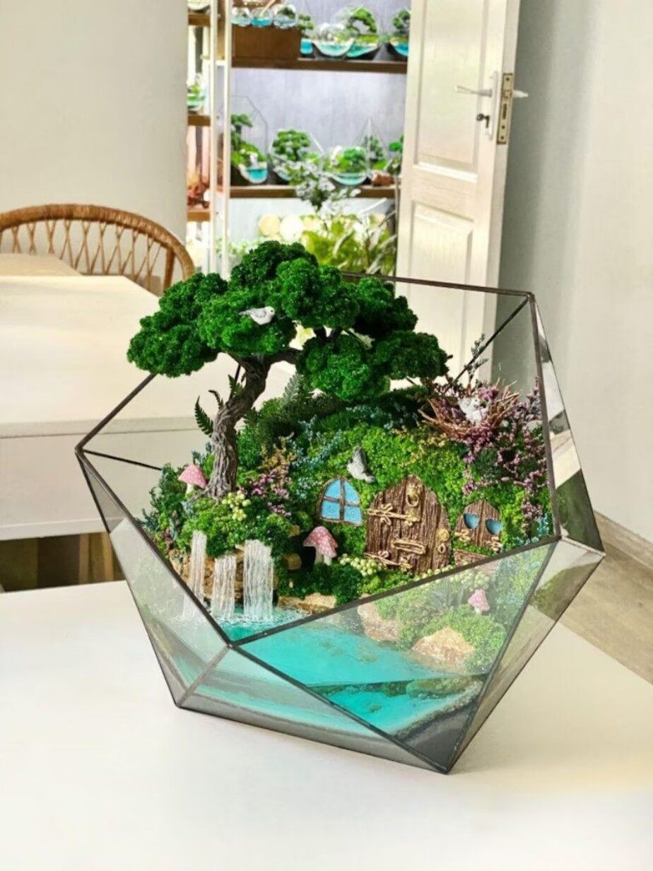 Hot Sale Crystal Pyramid Fairy Tale Terrarium Moss Art For Shelf Moody ...