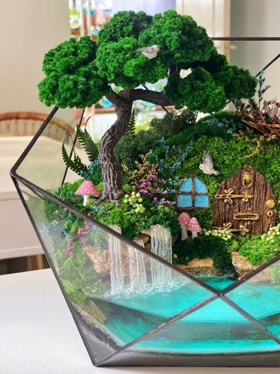Hot Sale Crystal Pyramid Fairy Tale Terrarium Moss Art For Shelf Moody ...