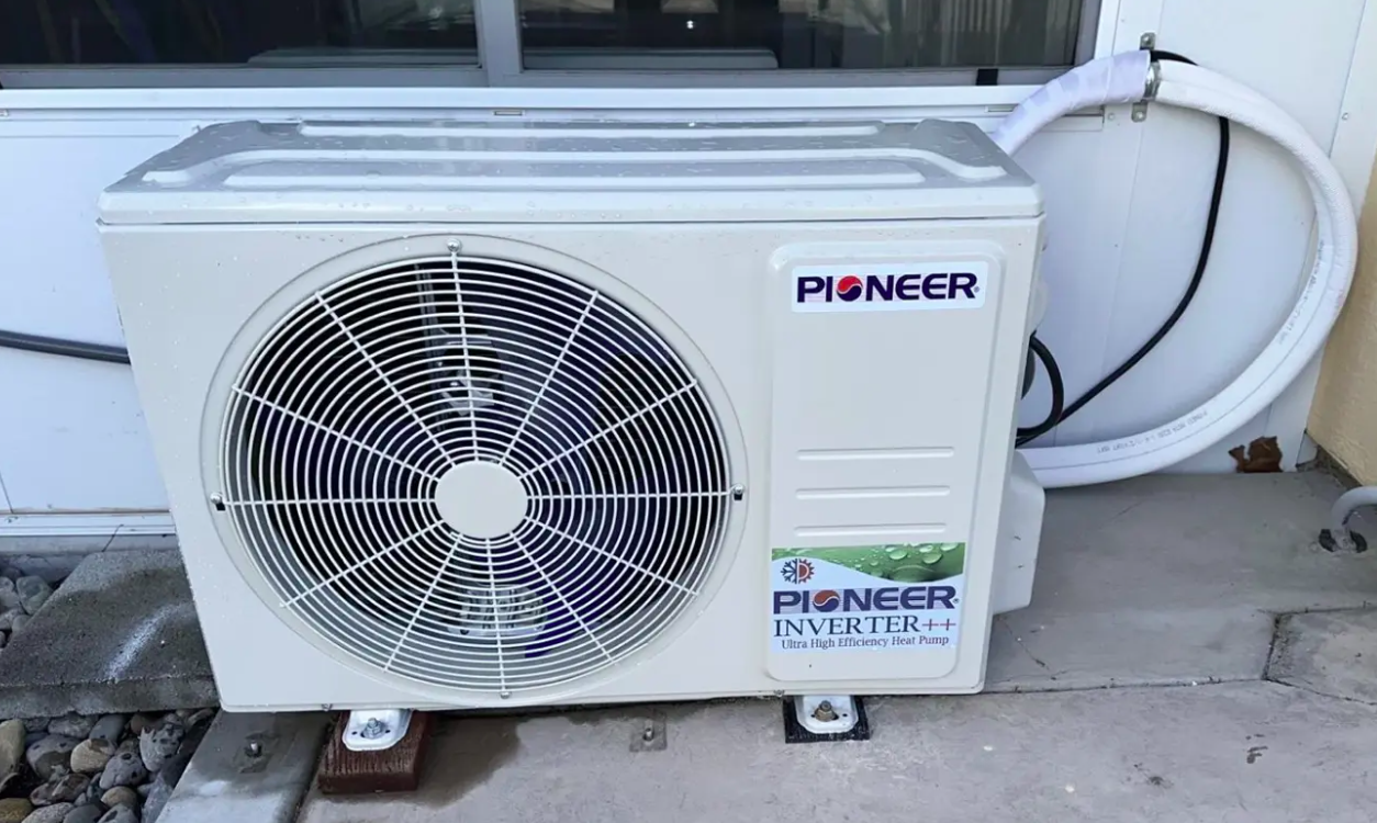 For Sale 12,000 Btu 22.7 Seer2 Floor Console Mini-split Inverter++ ...