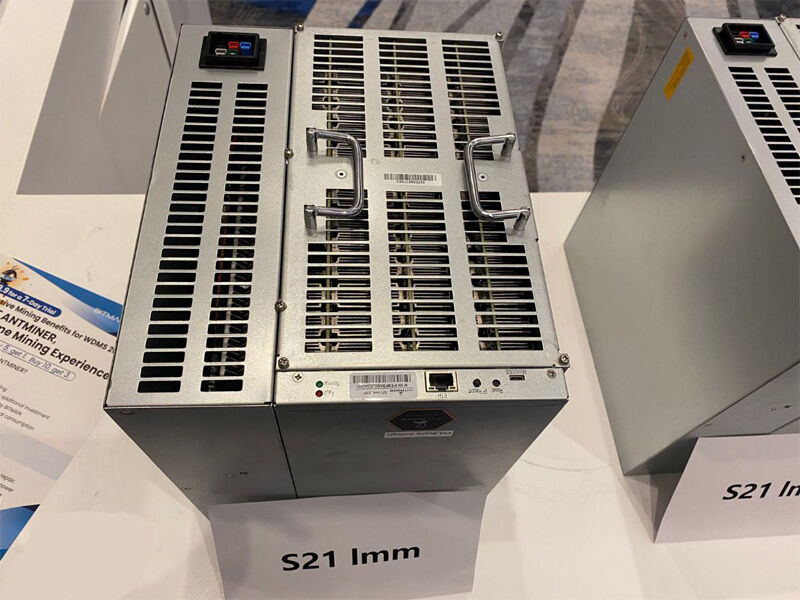 New Release Immersion Bitcoin Miner Antminer S21 Xp Imm 300th/s 4050w ...