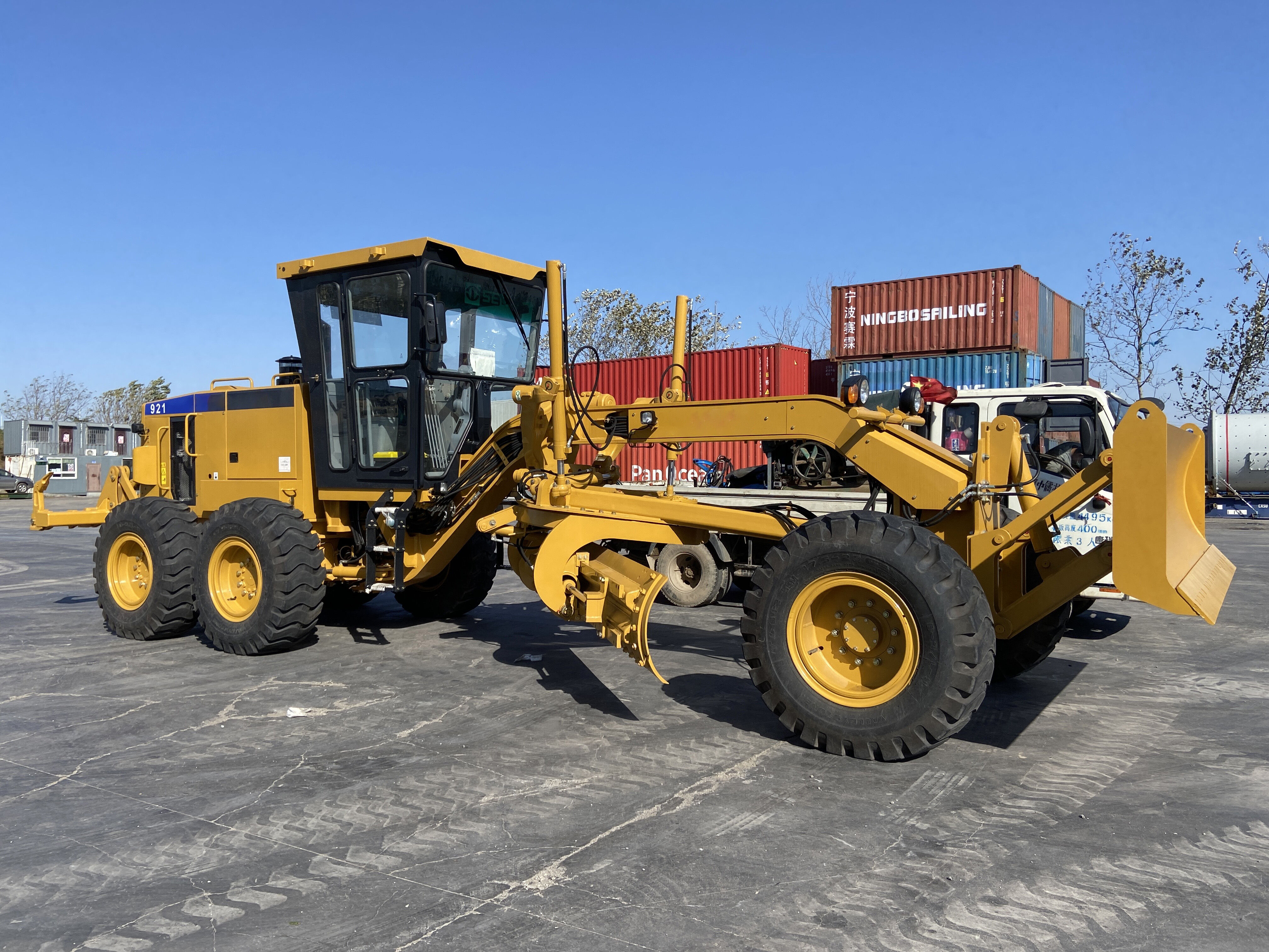 Sem921 Motor Grader With Rear Ripper In Burundi - Buy China Wholesale ...