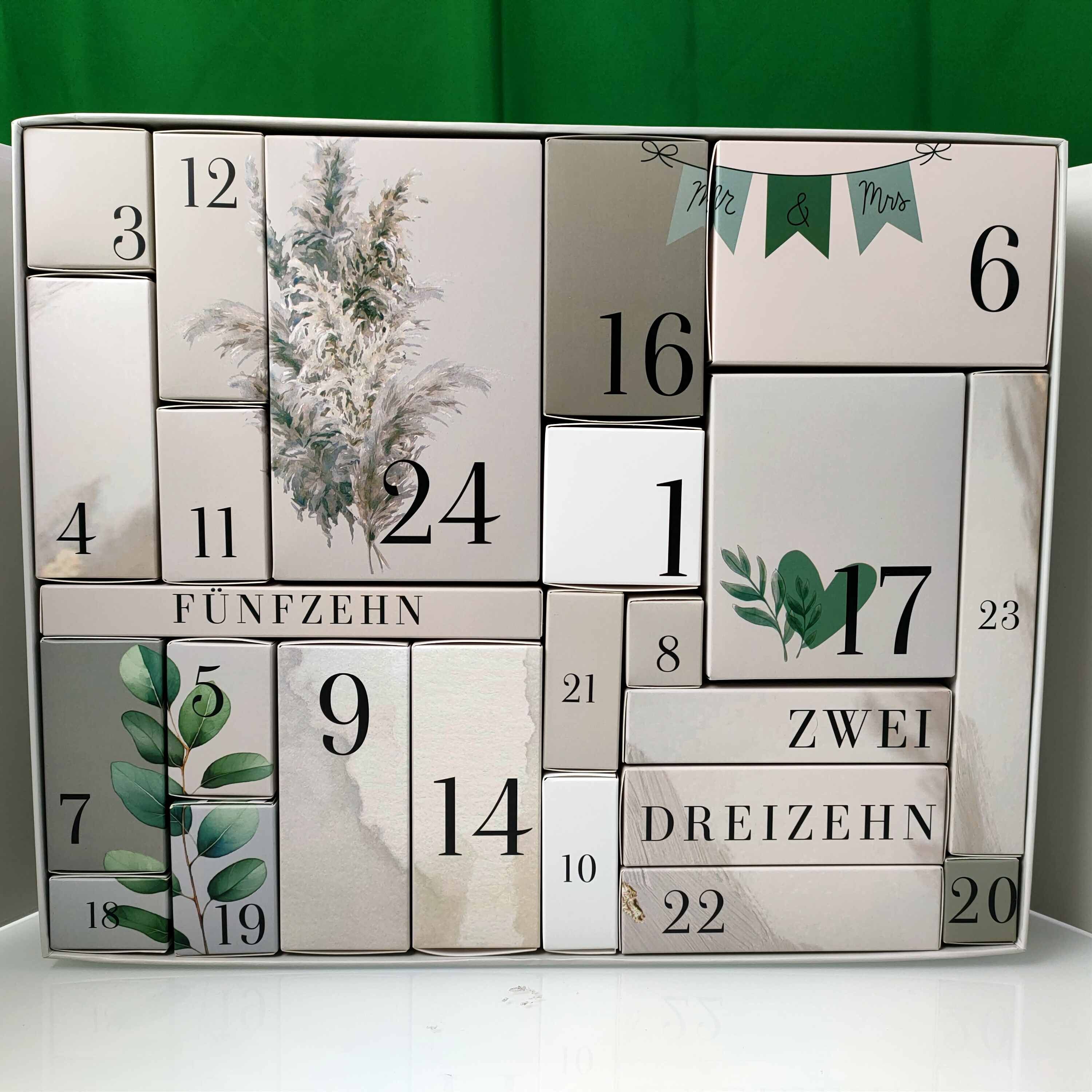 Custom 24 Days Luxury Christmas Gift Box Cardboard Packaging Cosmetic ...