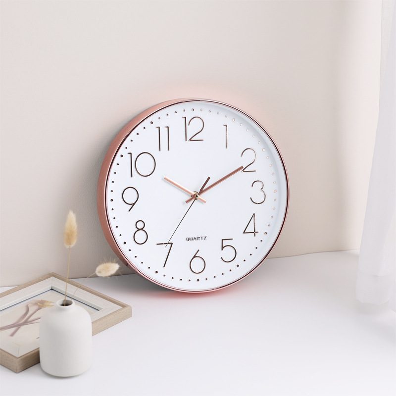 Wall Clocks Wall Clock Simple Living Room Quartz Clock Creative Silent ...