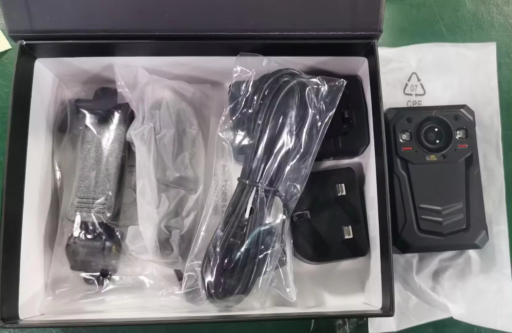Professional 4g Body Camera With 18 Hours Recording Time Body Cam With ...