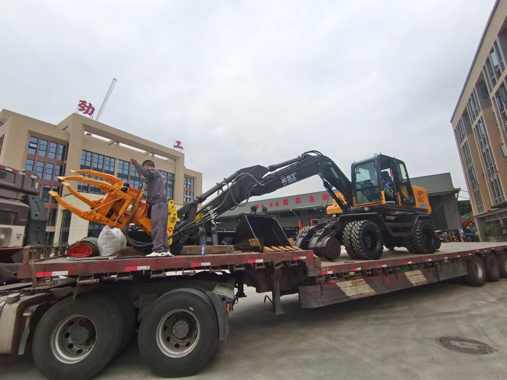 Quality Beyond Compare Railroad Tamper Excavator Wheel Double Head ...