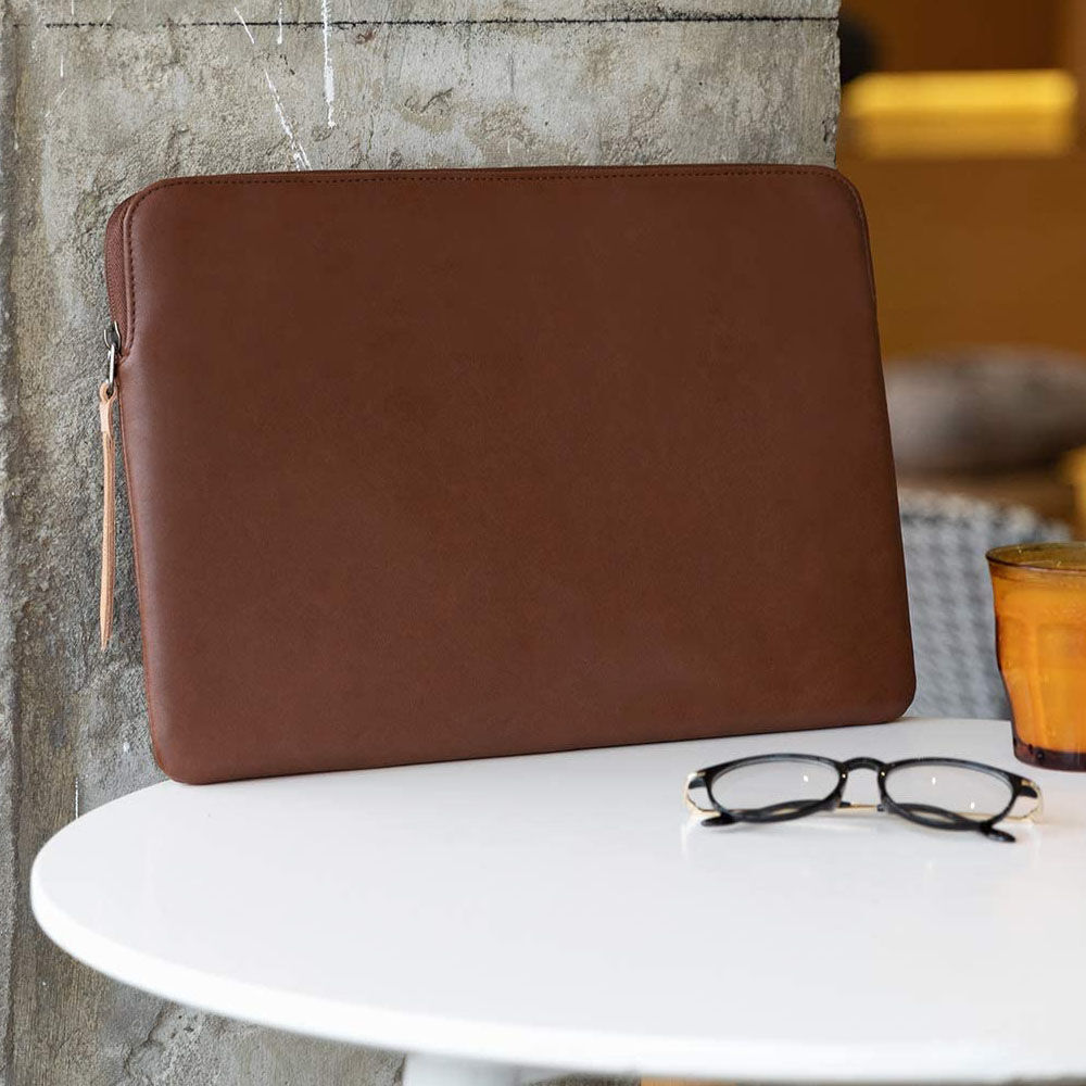 Customized Travel Computer Protecting Bag Premium Laptop Cover Brown ...