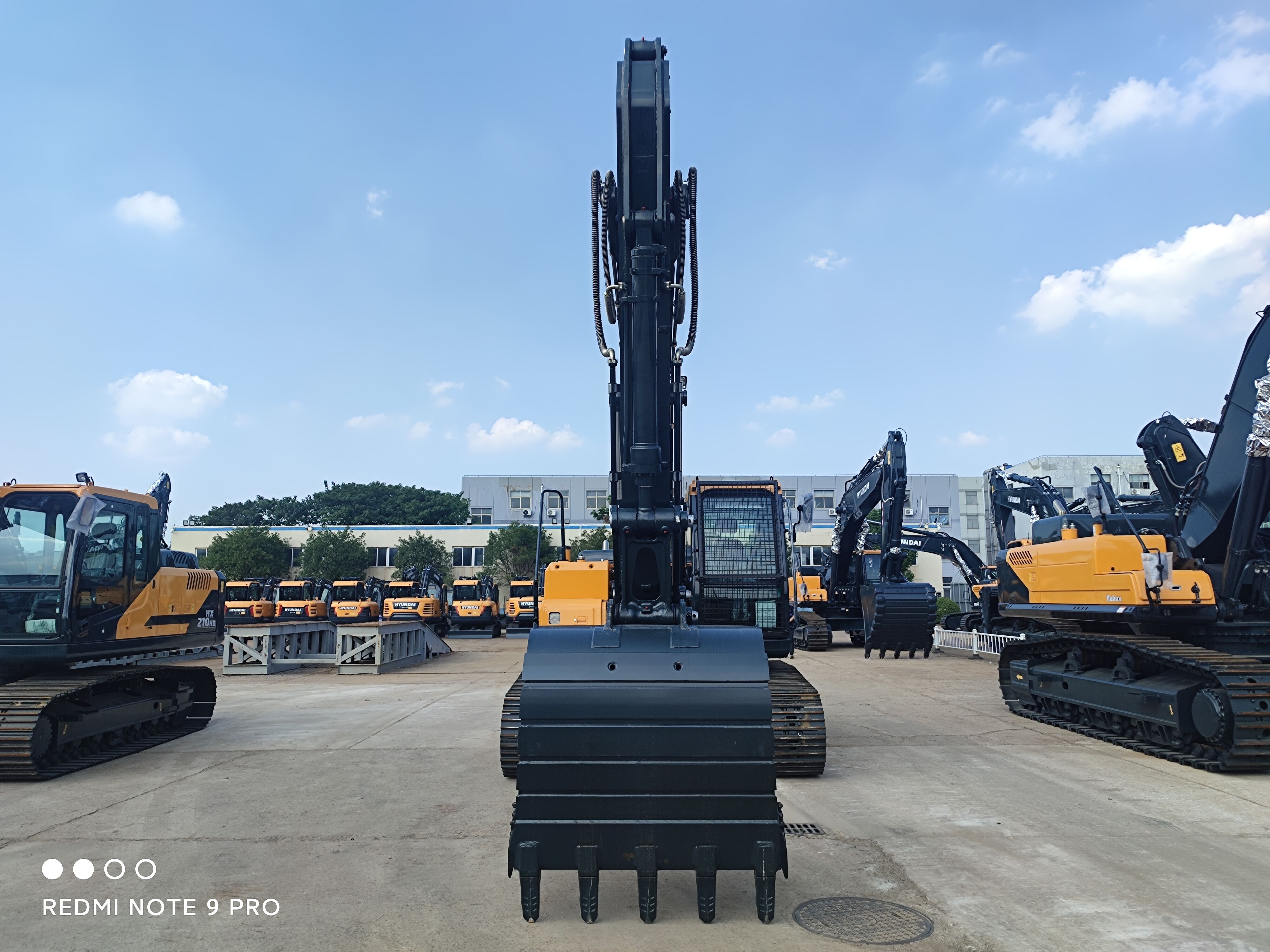 Hx220hd Hydraulic Crawler Excavator Price In Algeria, Excavator, Digger ...