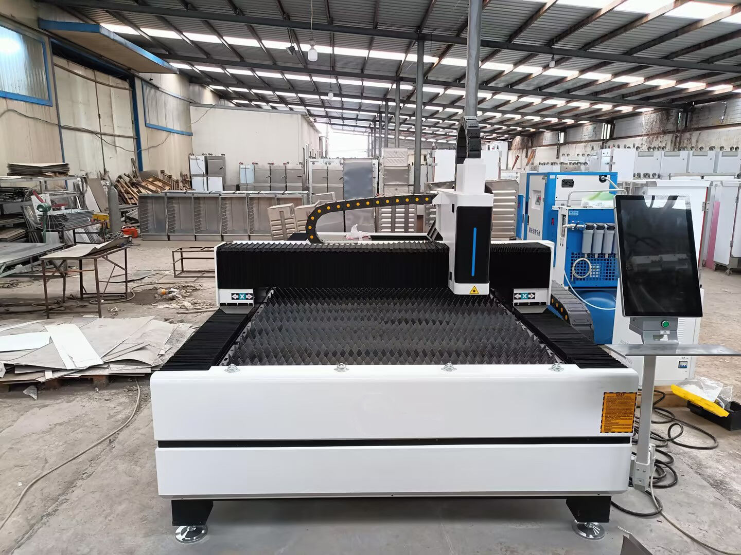 Fiber Laser Cutting Machine Stainless Steel 1500x3000mm Cnc Metal Laser ...