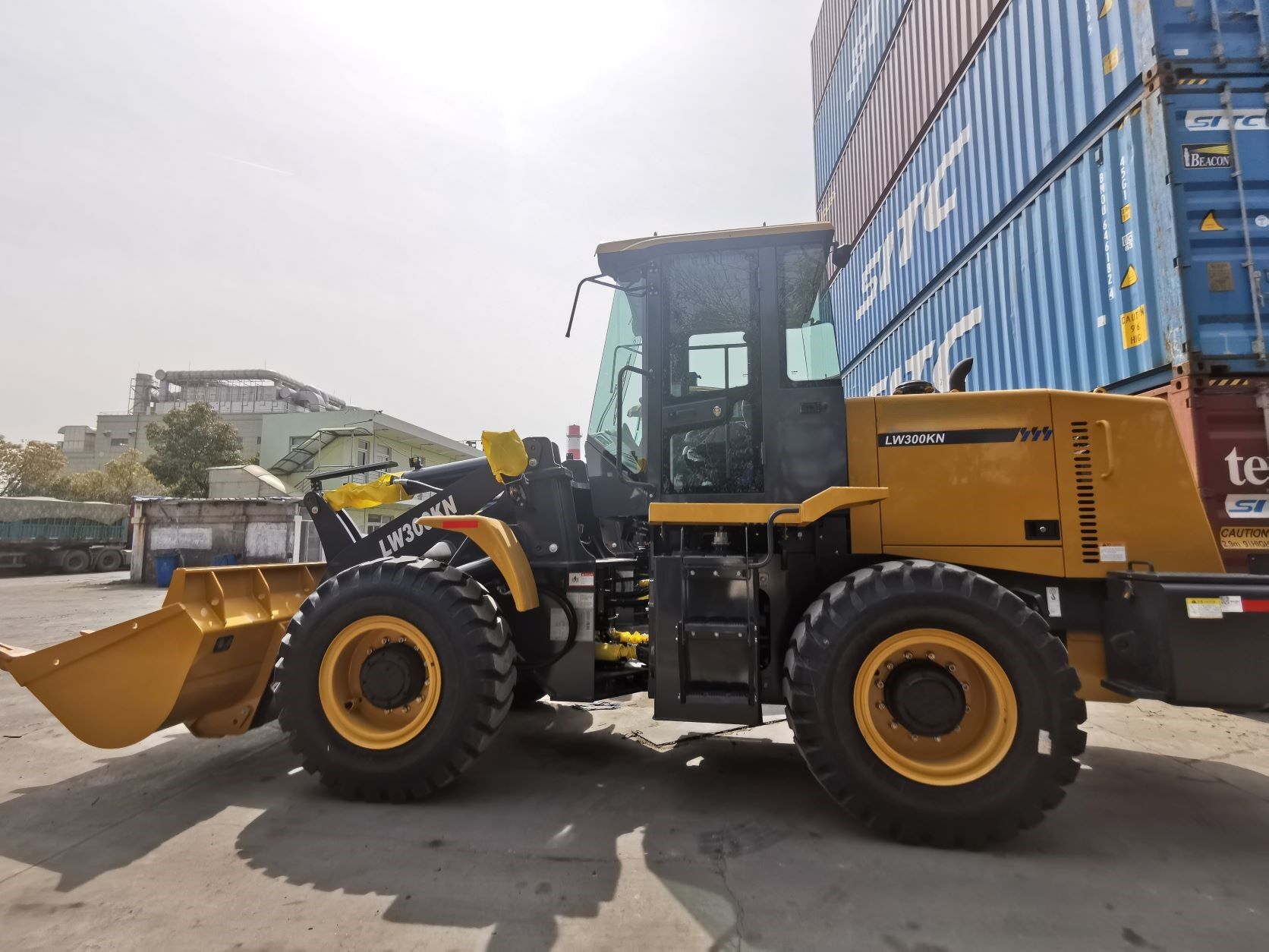 Factory Price New 3 Ton Mini Wheel Loader Lw300kn Front End Wheel Loader With Good Price - China ...