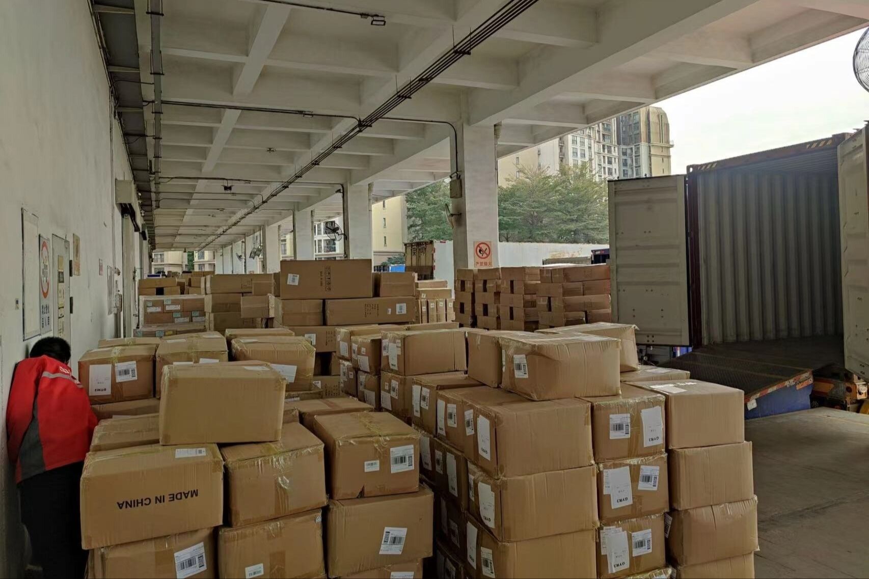 China Best Agent Service Yiwu Wholesale Cheapest Services 1688 Shopping Agent Warehousing ...