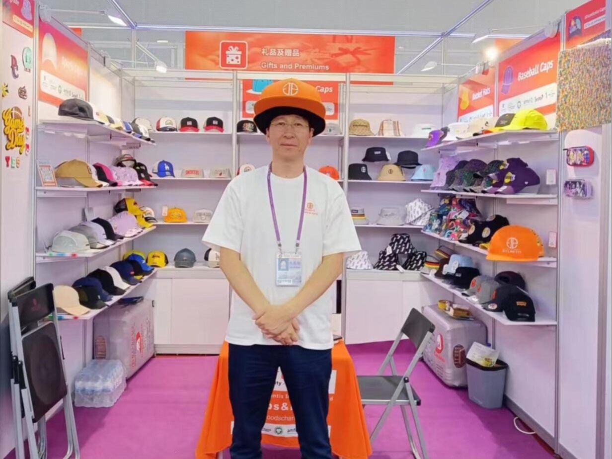 Wholesale Cotton Kid Adult Size Bucket Hat With Animal, One Layer ...