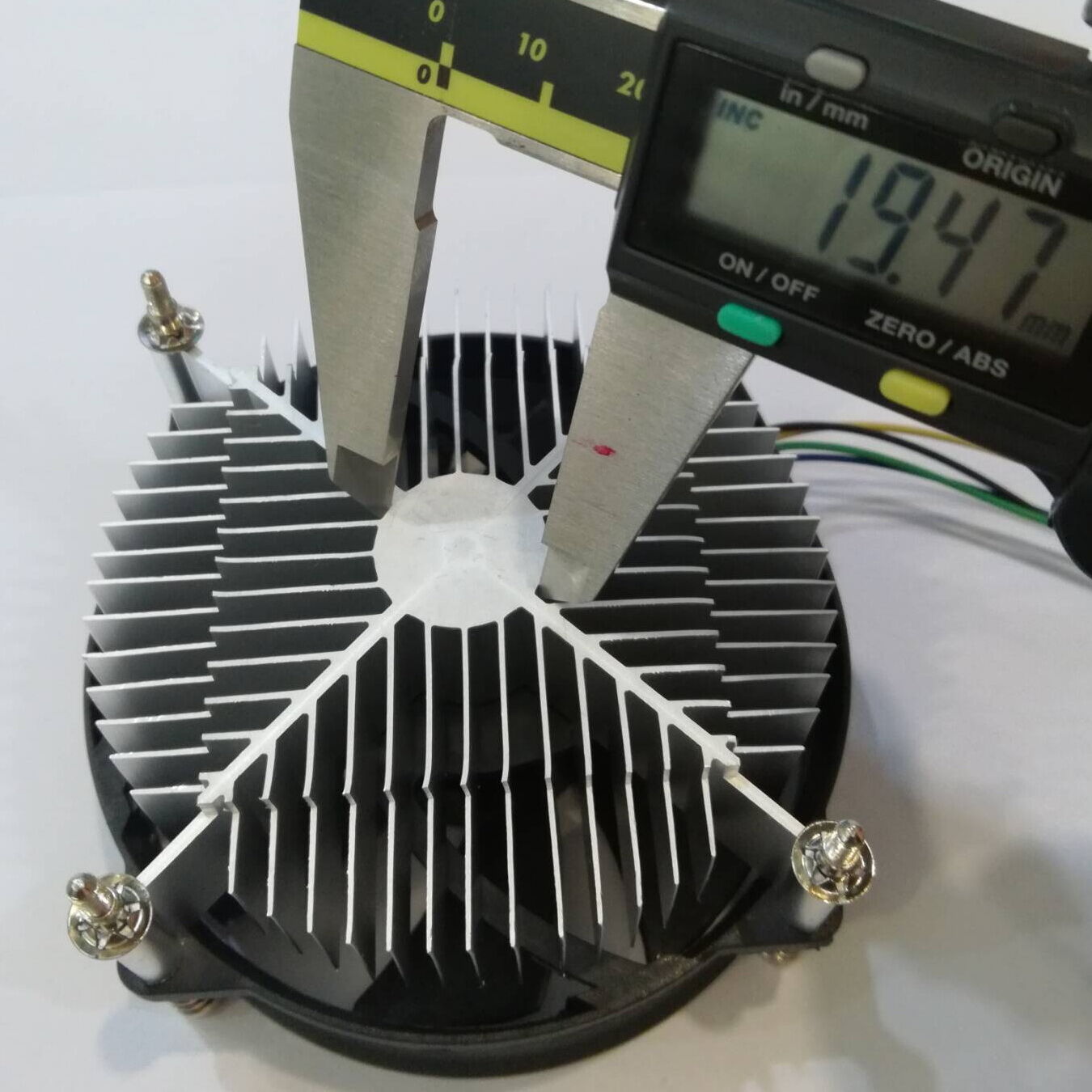 Competitive Cheap Cpu Cooler &dc Fan & Aluminum Heat Sinks For Lga 775 ...