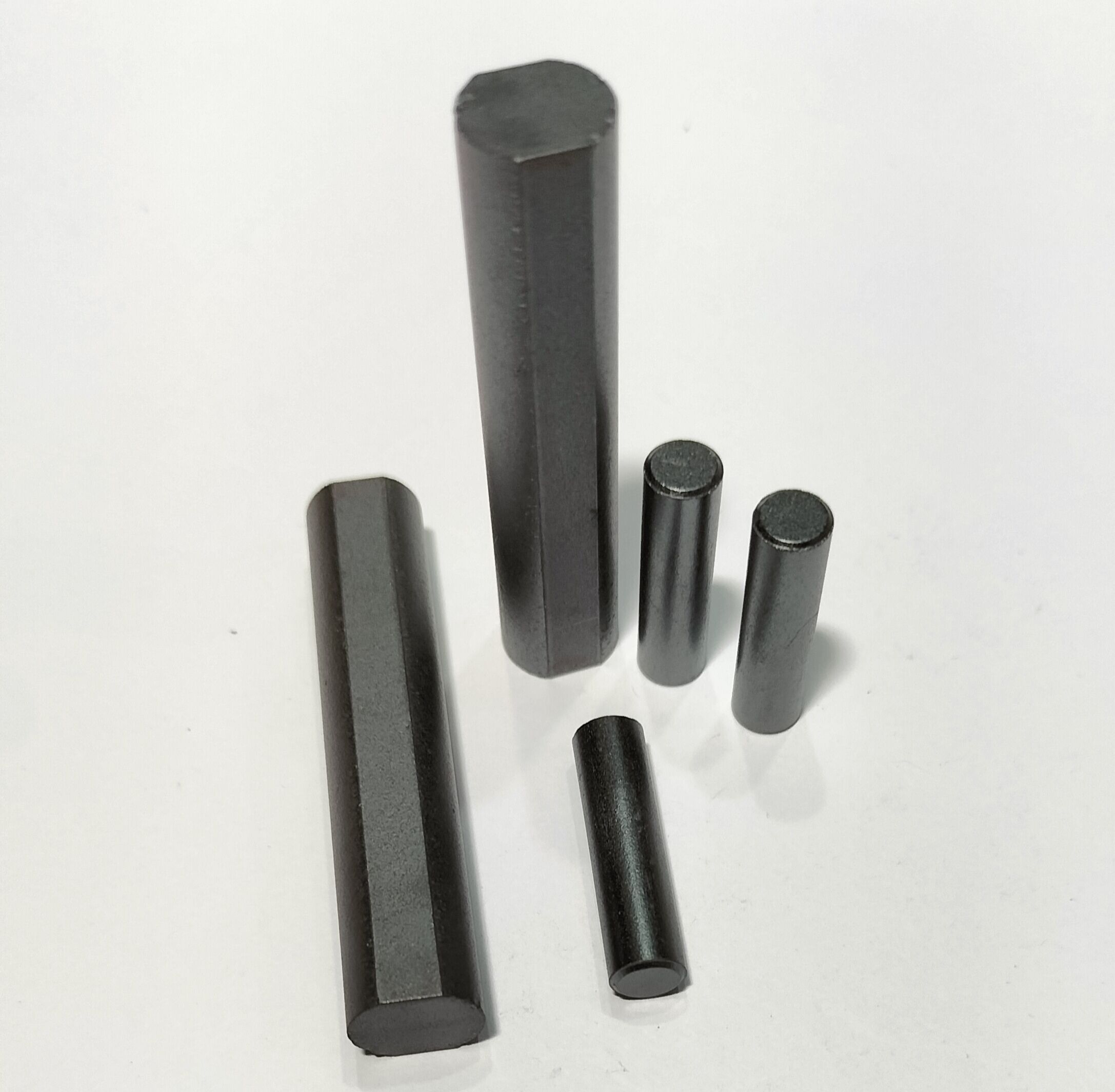Ferrite Rods Are Used As The Core Of Solenoidal Coils For Two Main ...