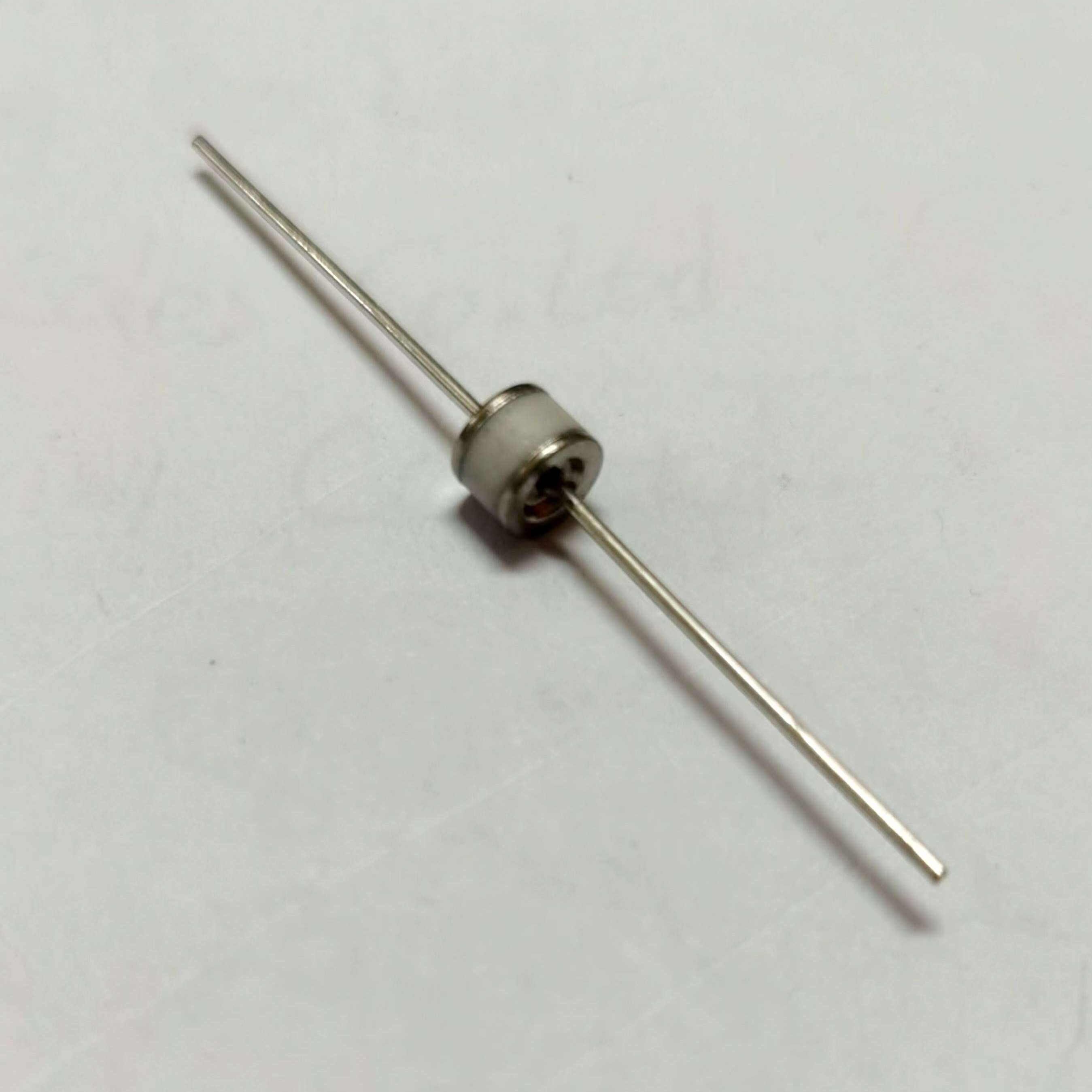 Buy China Wholesale 2-electrode Gas Discharge Tubes Zm554 Gdt & Gas ...