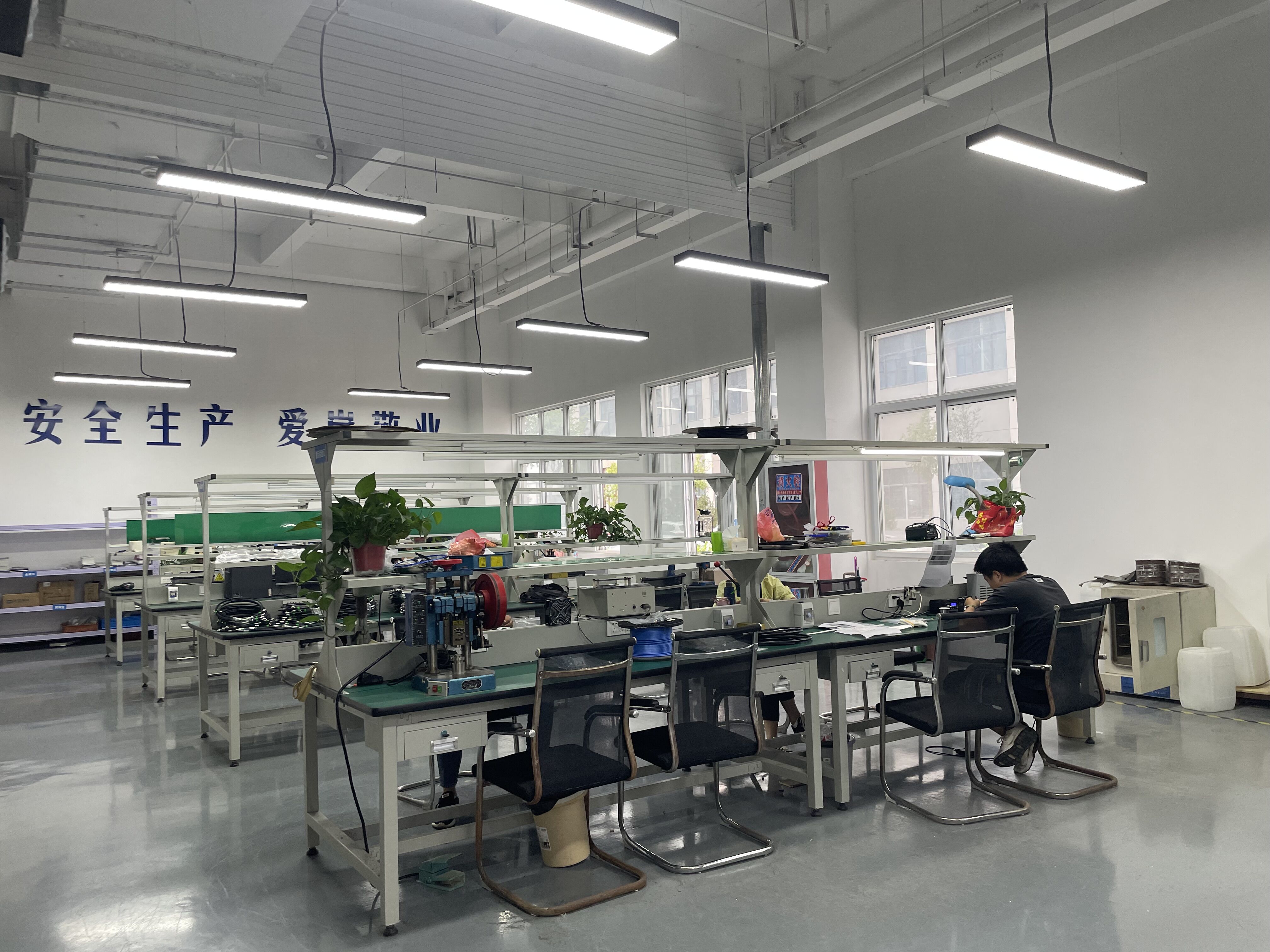 China Factory Directly Sells Rca Audio Head-to-push Solderless Av ...