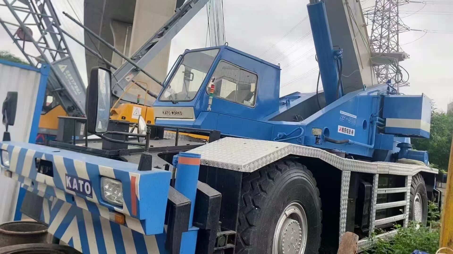 Used Crane 35 Tons Rough Terrain Crane, Hydraulic Mobile Crane Kato Off ...